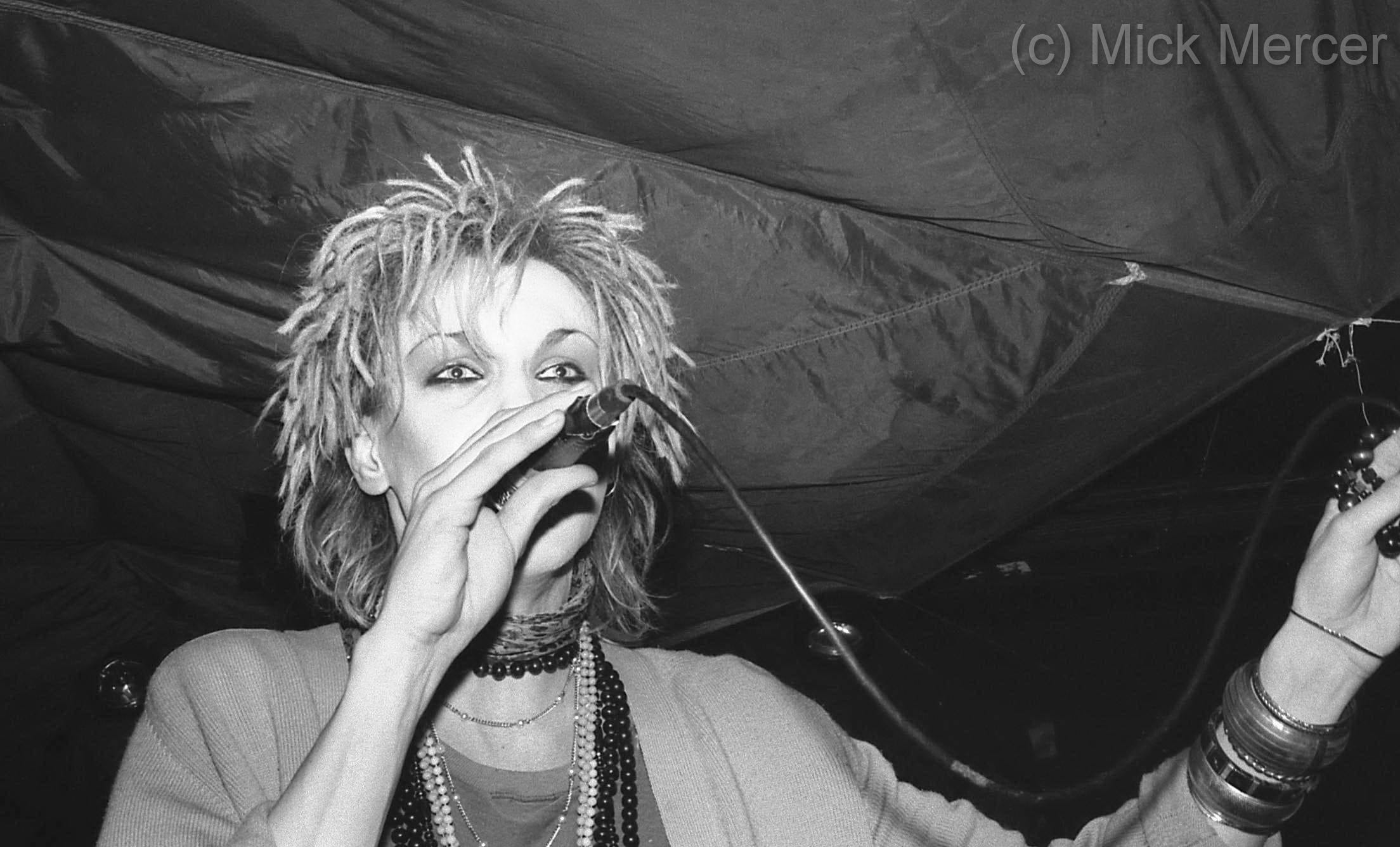 ZERO LE CRECHE - Batcave 29.2.84. - Mick Mercer's Panache