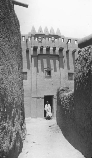 A complete history of Jenne: 250BC-1893AD - by isaac Samuel