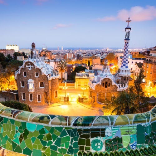 The Living Philosophy of Antoni Gaudí: Nature, Faith, and the Art of ...