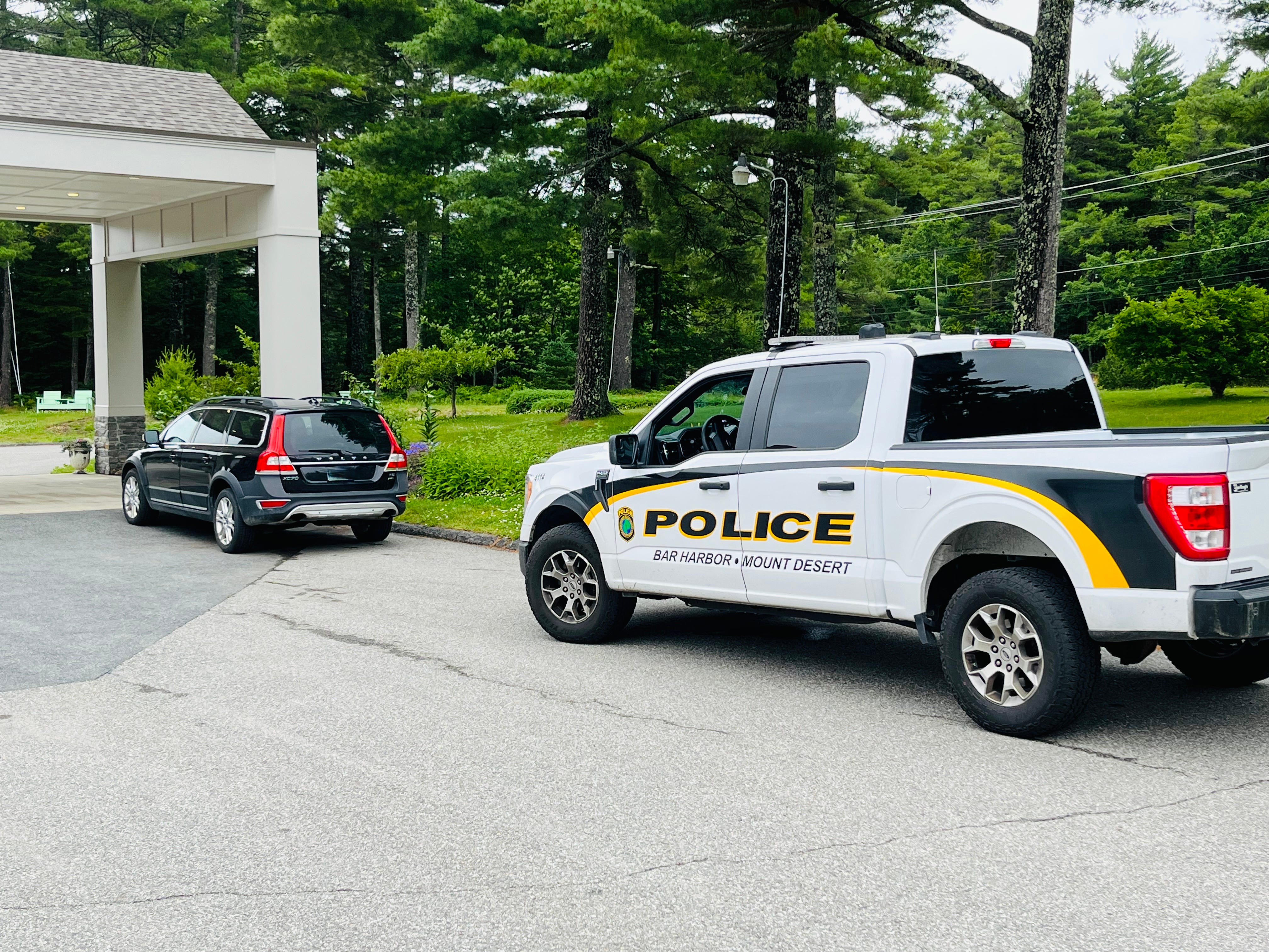 Manhunt Underway in Bar Harbor – Bar Harbor Story