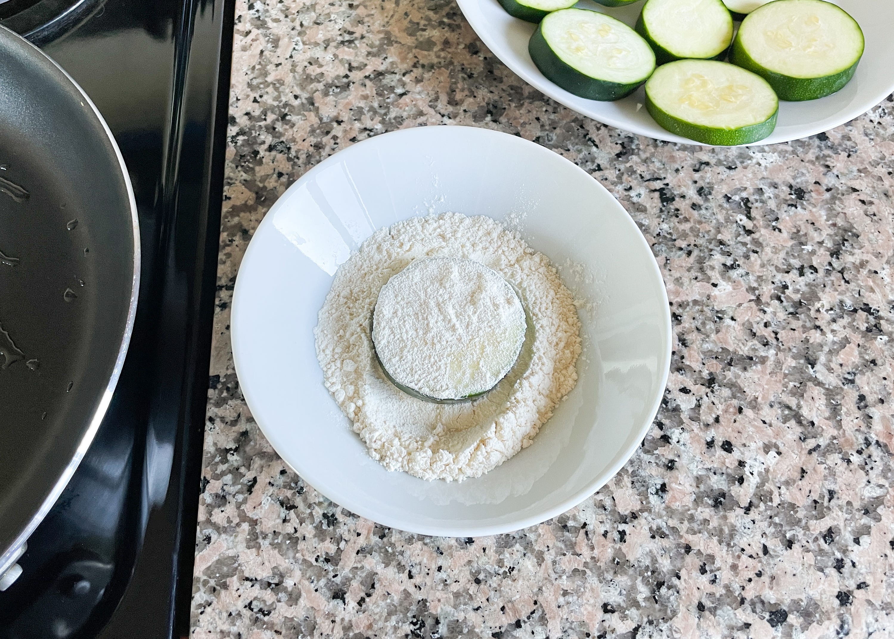 Easy and delicious zucchini recipes - by Darya Zorka