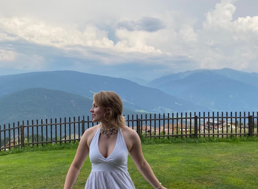 Arielle Velarion | Substack