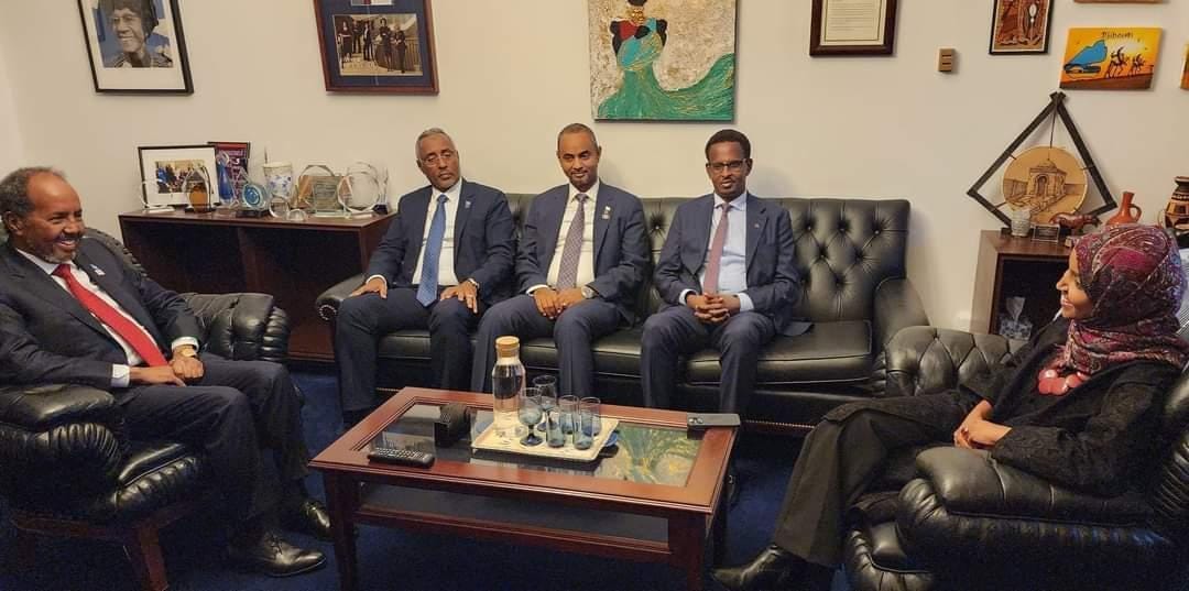 Somalia First? A closer look at Ilhan Omar and her political 'family ...