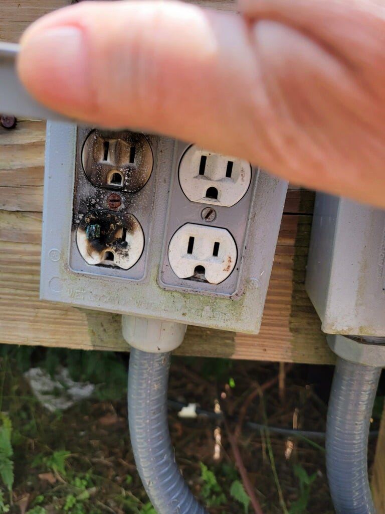 Miswired pedestal causes outlet meltdown! - by Mike Sokol