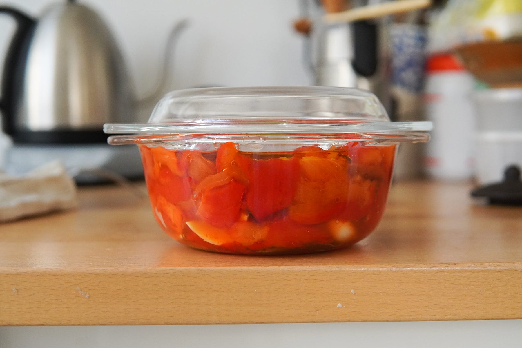 Les poivrons grillés marinés - by Lola Spun