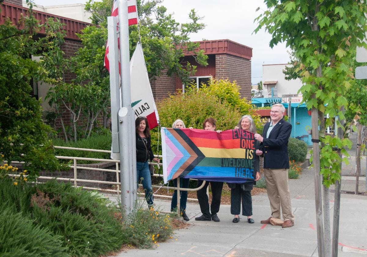 Roundup: The colors of June - by Laura Hagar Rush