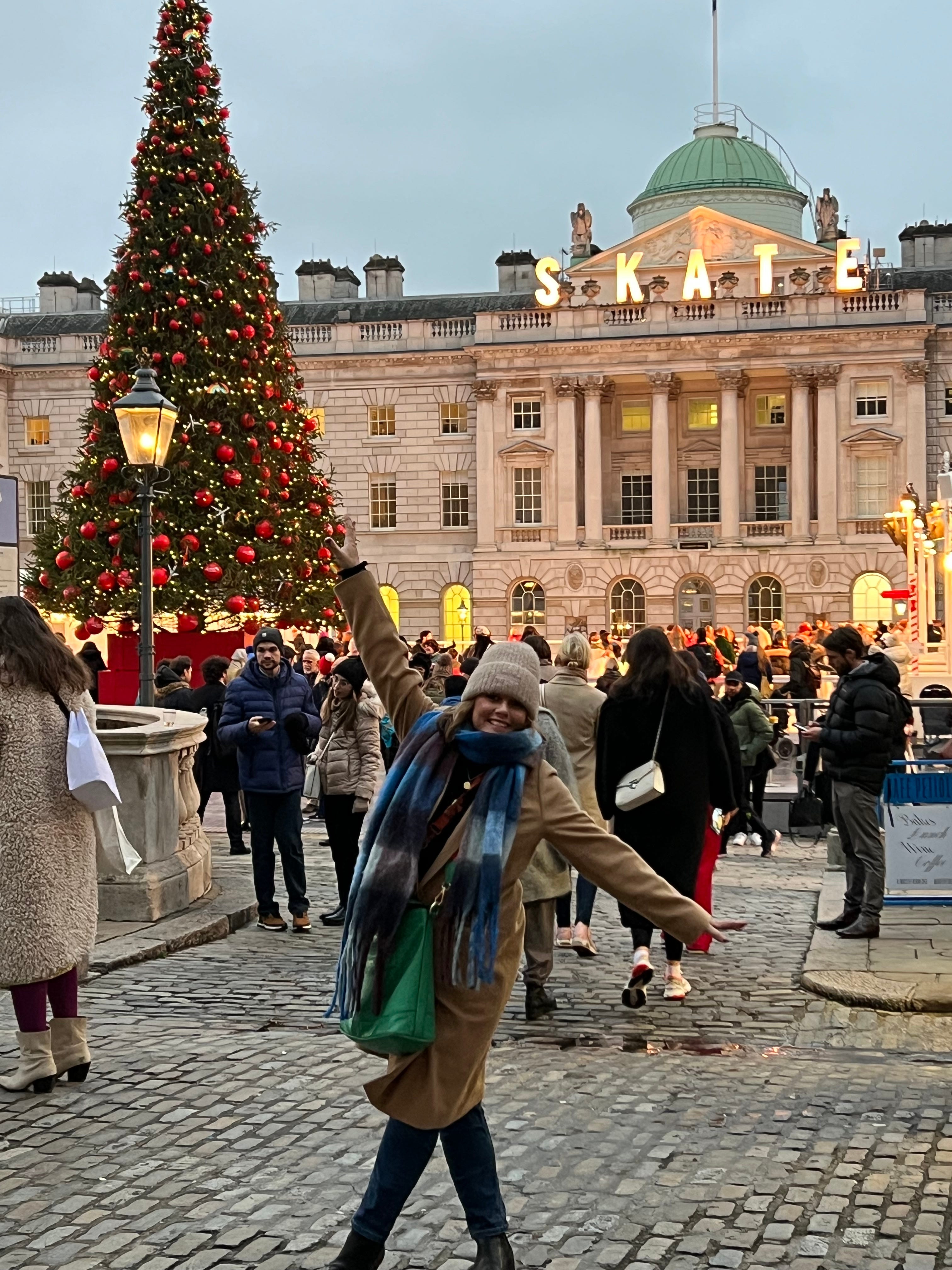 An Excellent Christmassy Day Out - by Sally Hurman