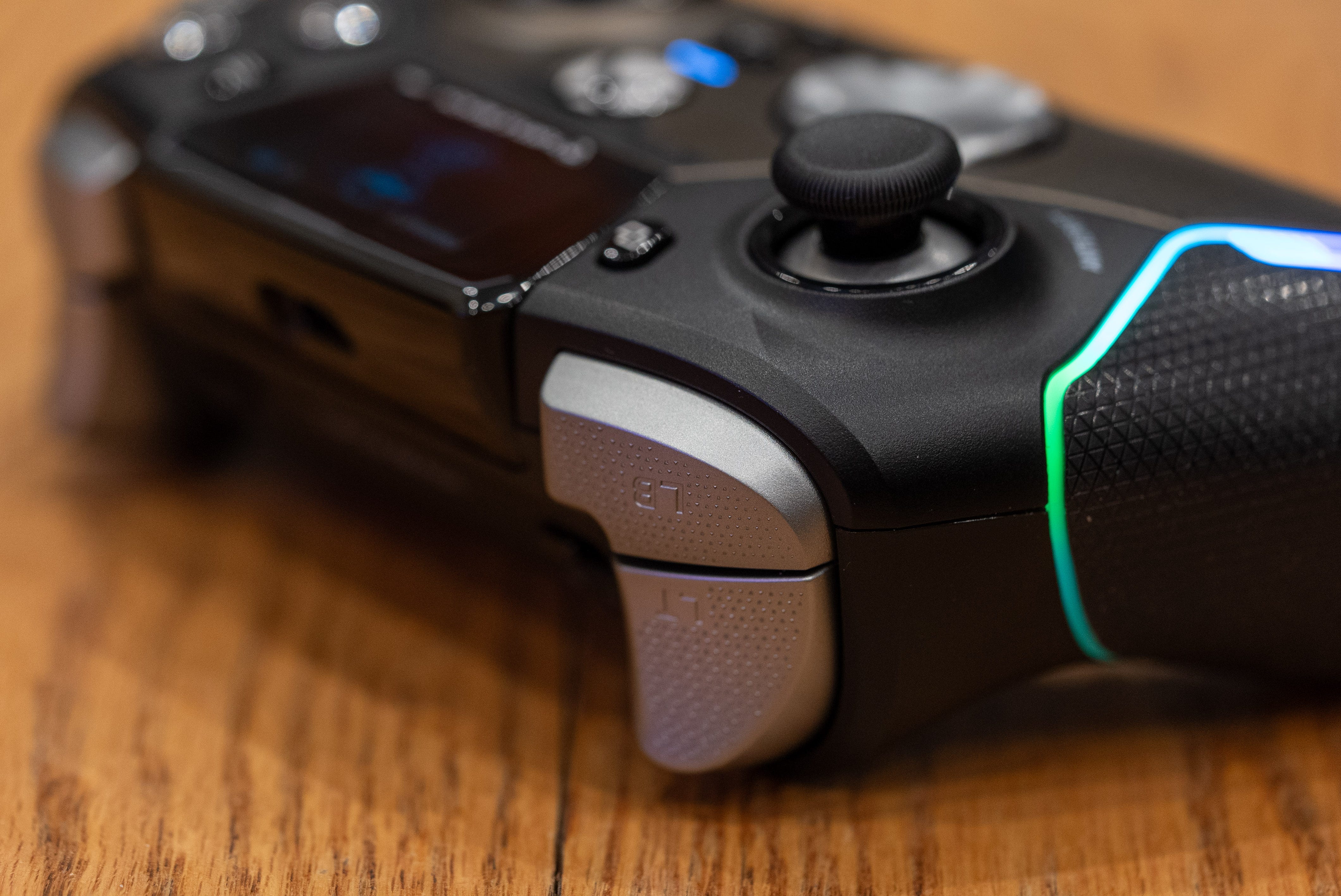 Turtle Beach Stealth Ultra Review: the most elite controller for Xbox ...