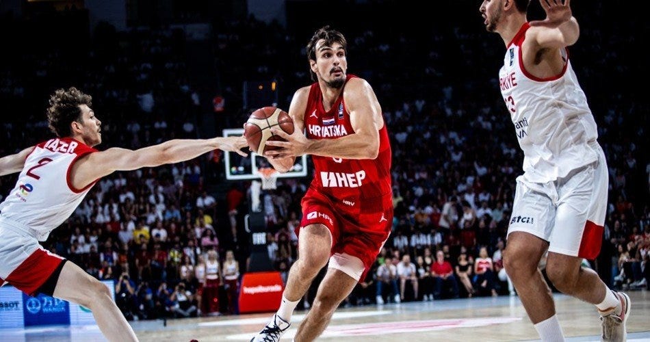 How Dario Šarić could add "pop" to a staple Warriors half-court set