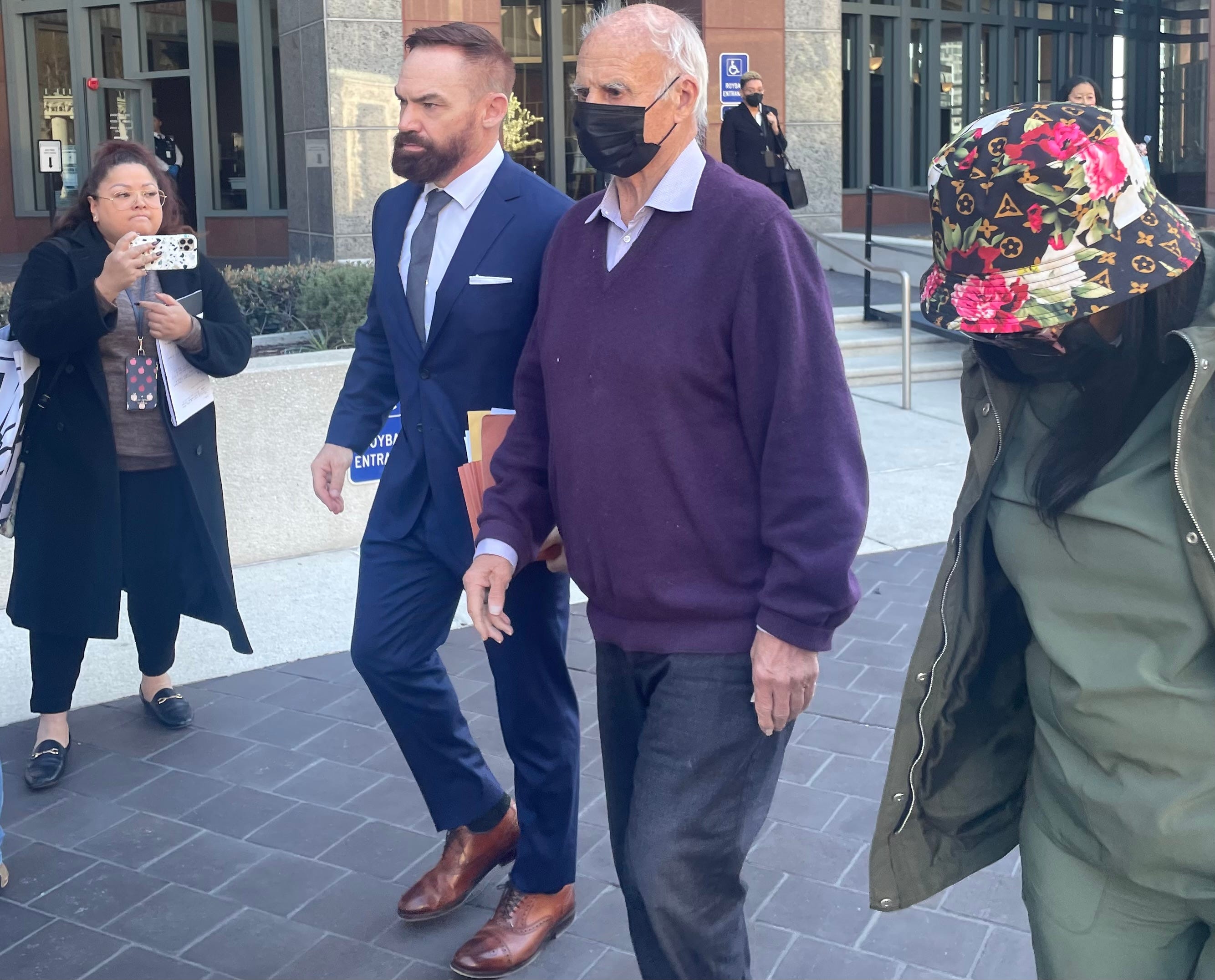 Prosecutors say Tom Girardi may be faking mental condition