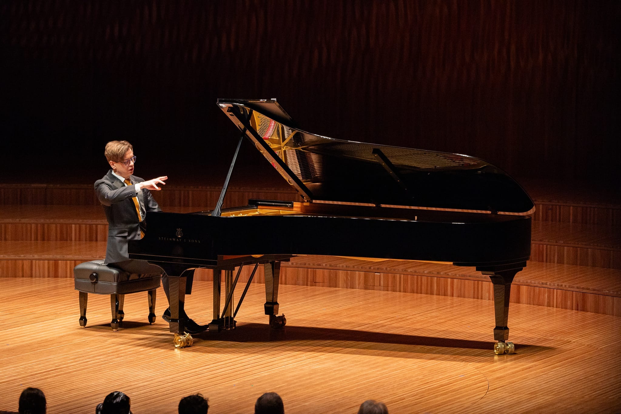 7 Best Piano Players in the World Today: A symphony of genius across genres