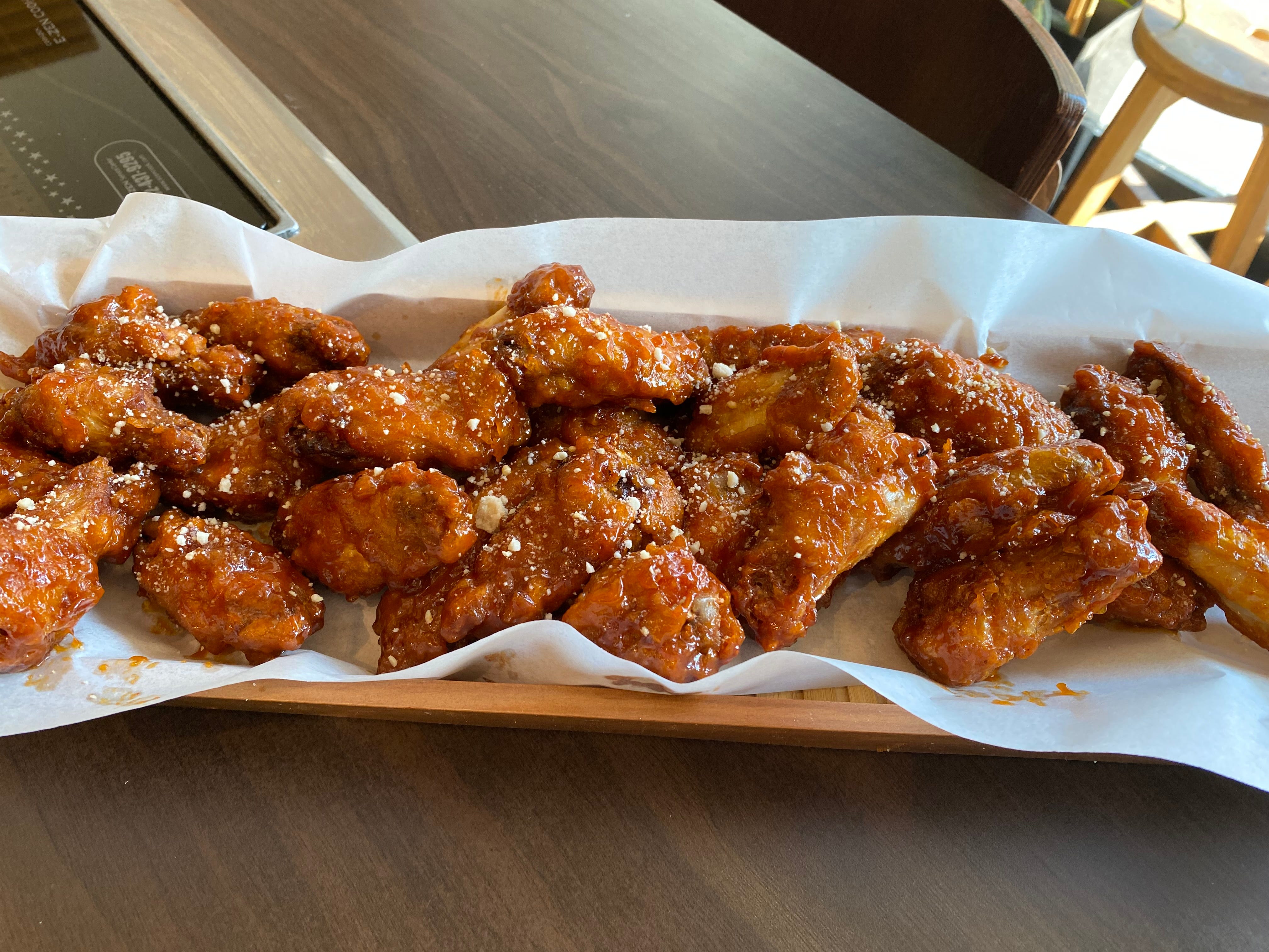 Six of One 9/6/2023 - Vittles