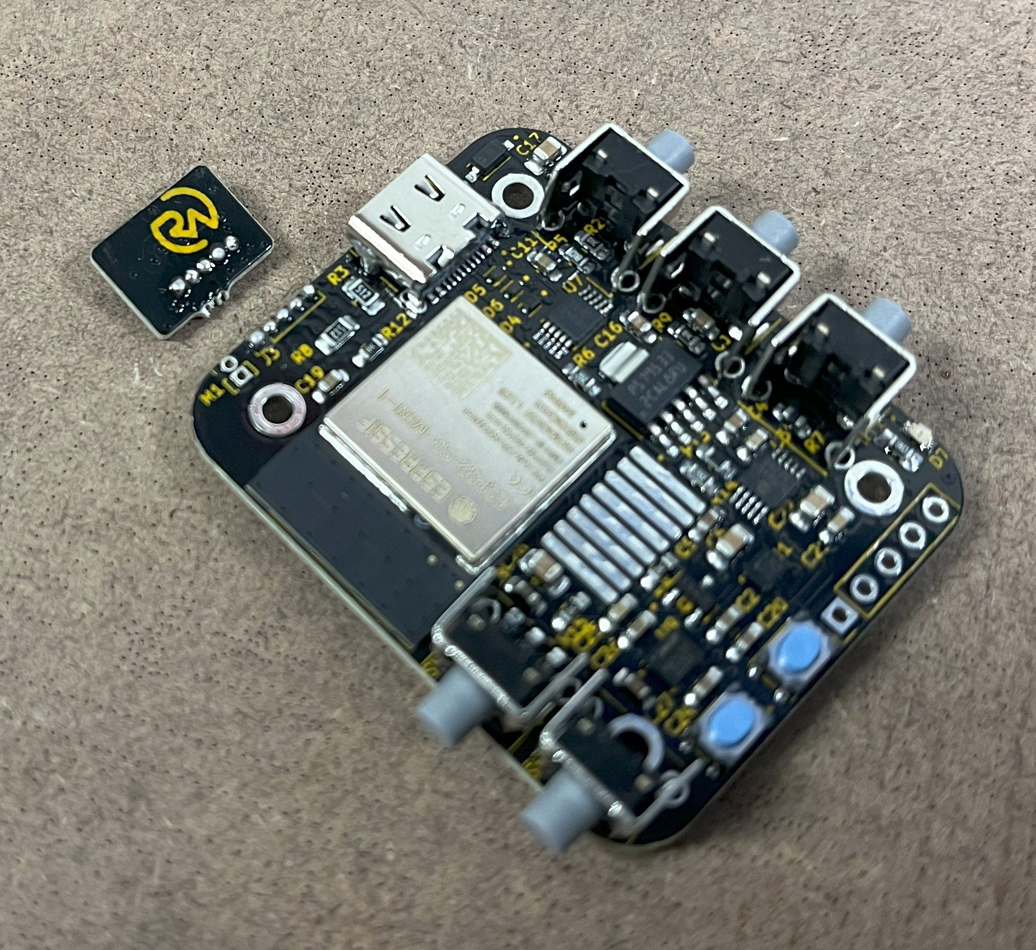 ESP32-Based Wireless Smartwatch | LiDAR Distance Sensor and WiFi ...