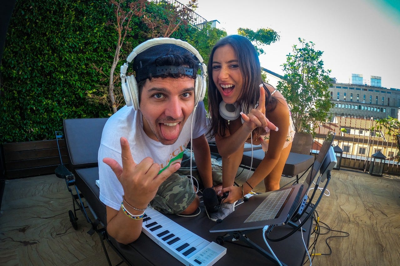 How Beachcrimes Is Charting A New Path to Pop Stardom