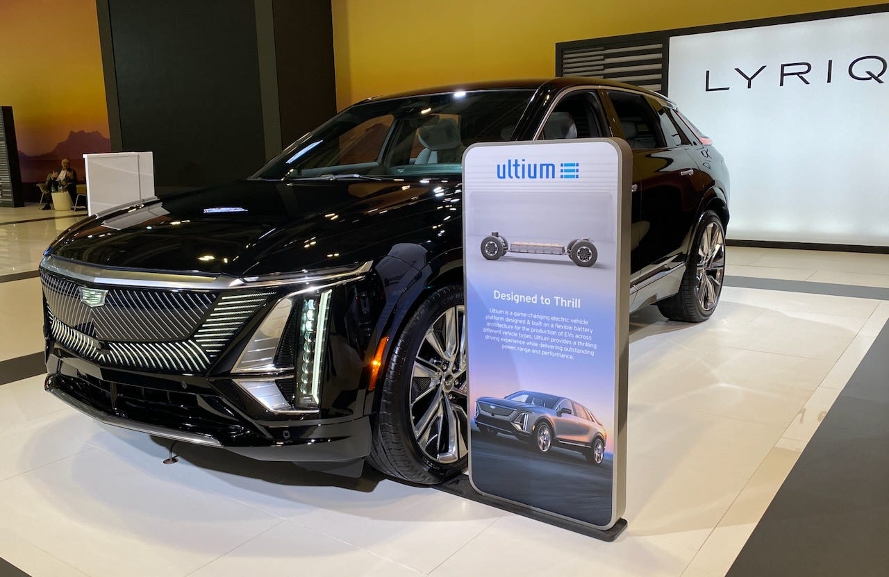 A visit to the Auto Show makes it clear: the future is electric