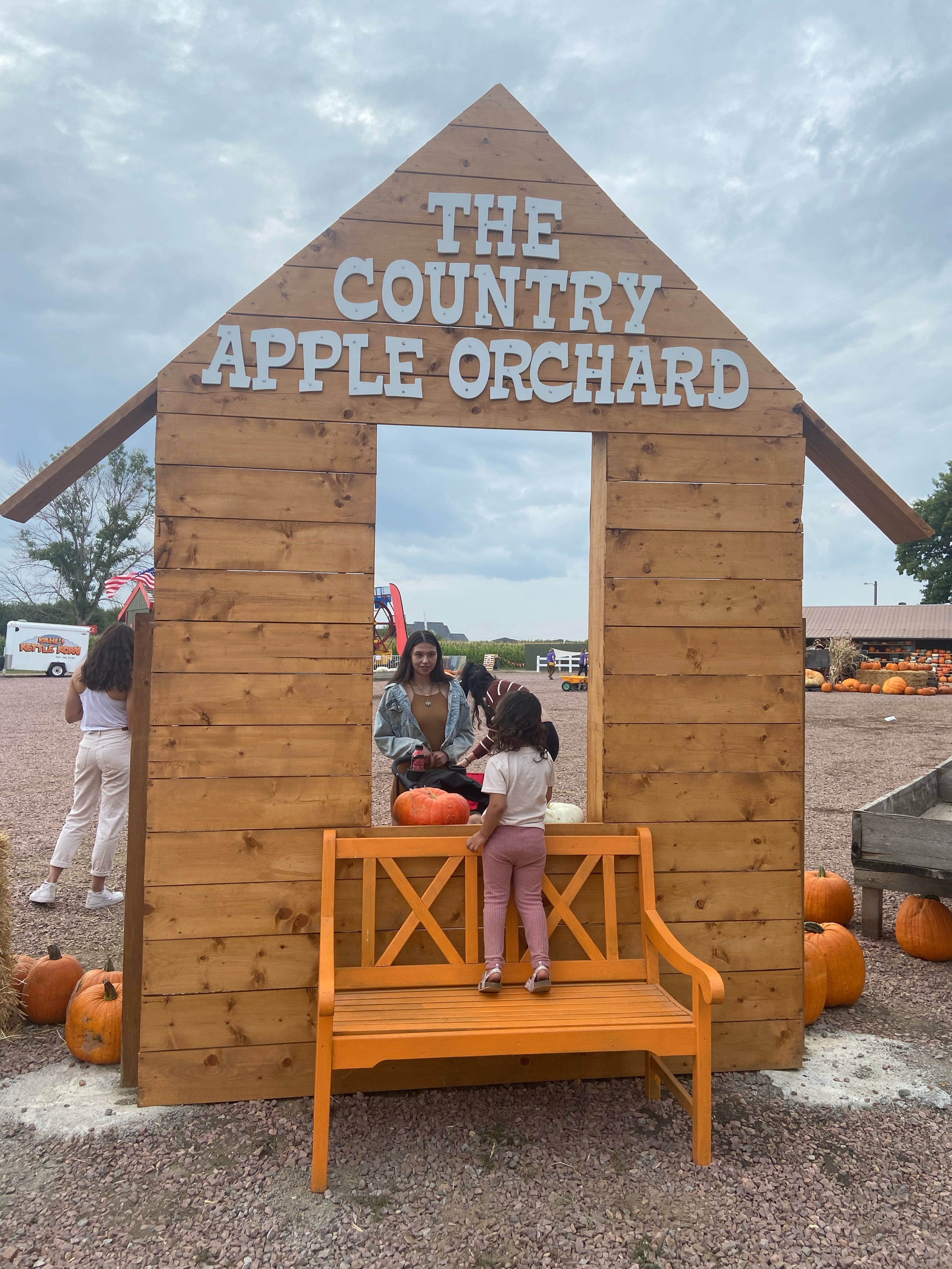 The show goes on: Country Apple Orchard Fall Festival kicks off without ...