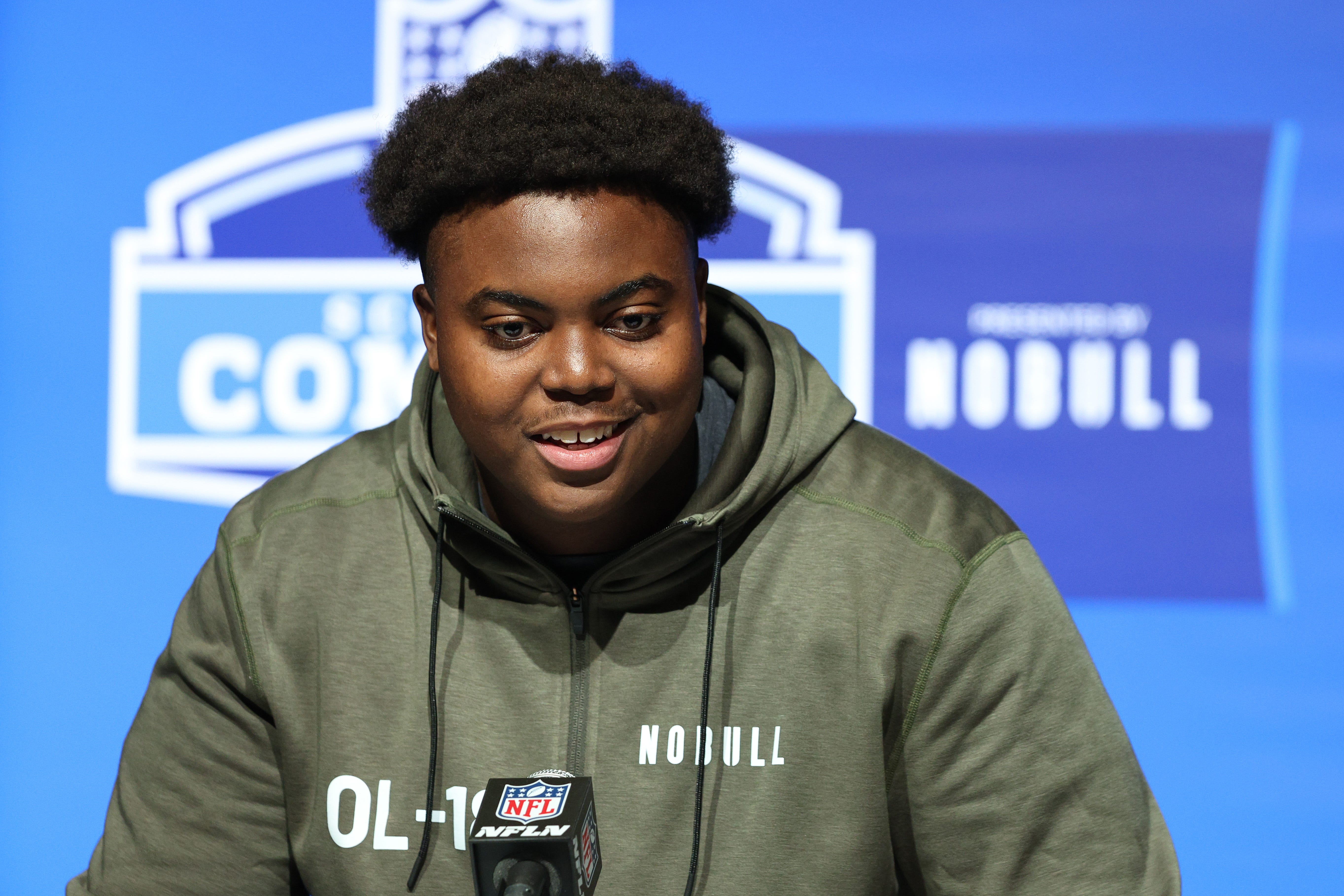 The Day Two 22: The offensive line - by Oliver Connolly