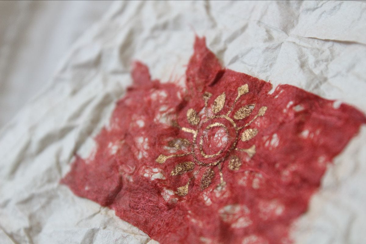 Textile Papers: Textures & Volumes