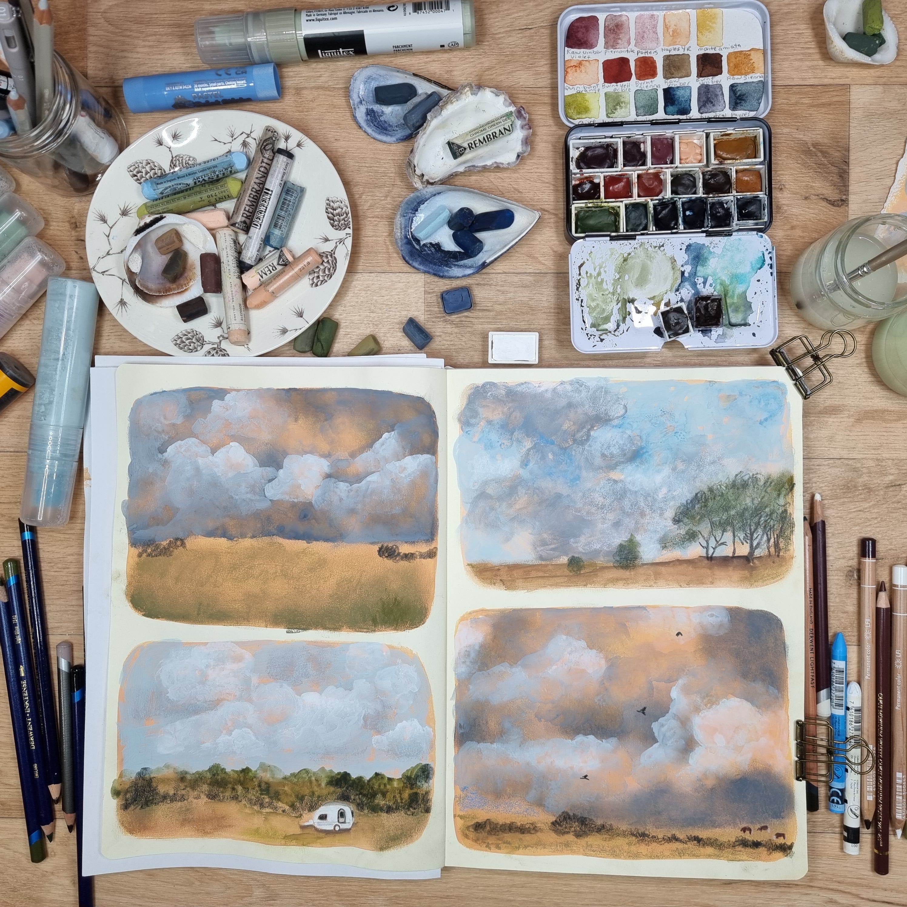 👩‍🎨 Creative Catchup (July) & Calendar (August)