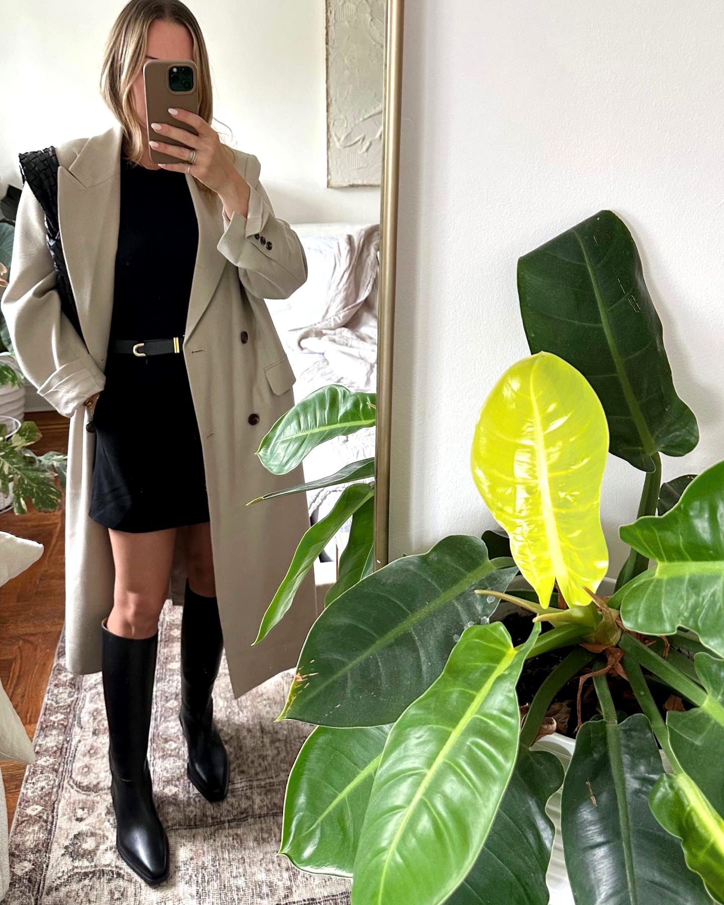The 12 Most Worn Items in my Closet... - by Helena Hodne