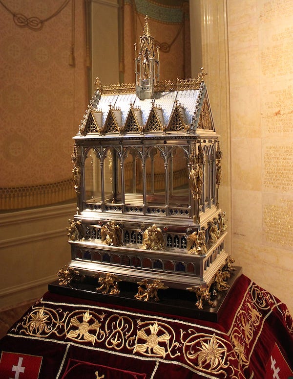 The long arm of holiness - The Pillar