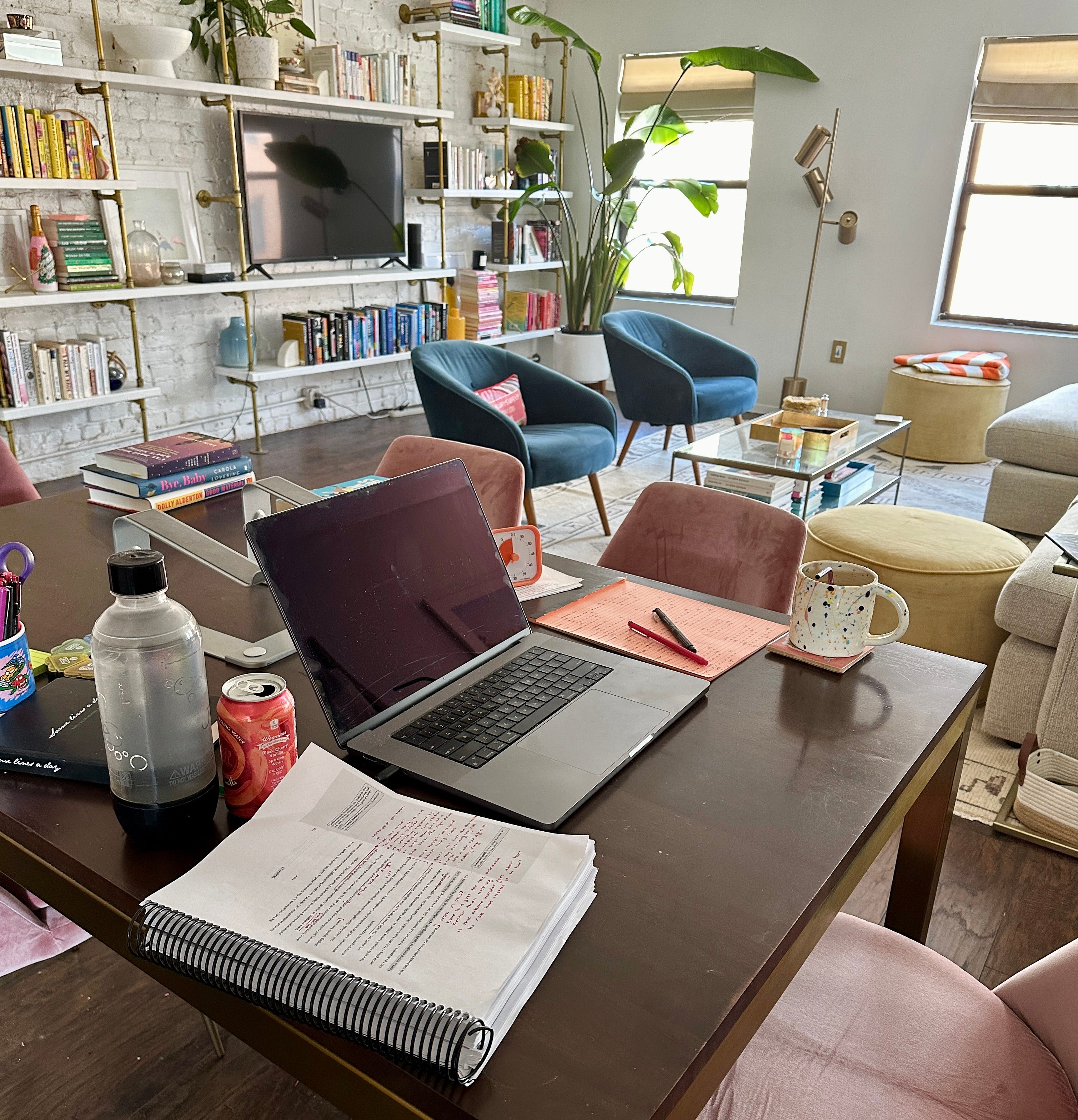 Desk Tour: Becca Freeman - by Olivia Muenter