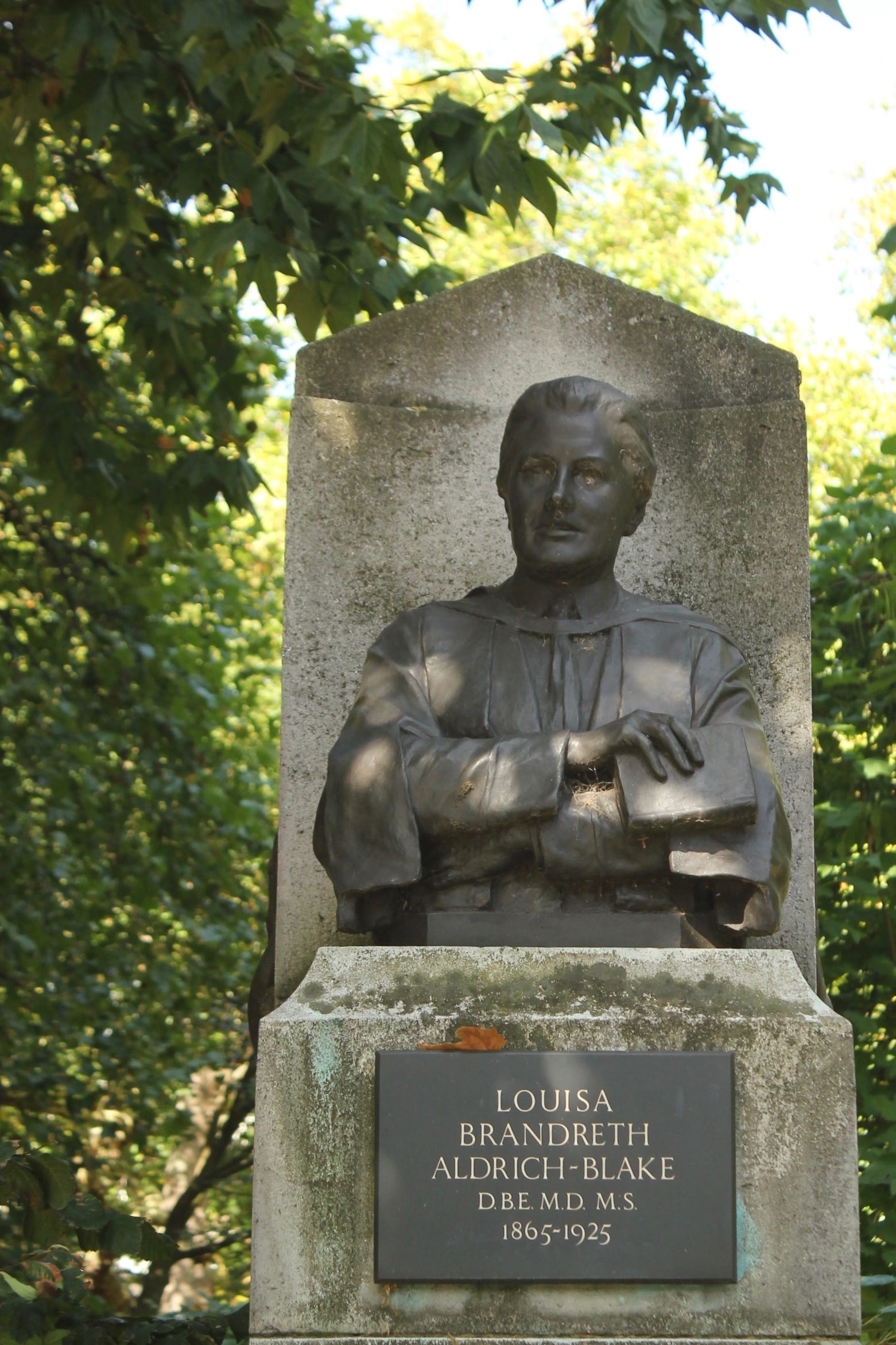 Five... London Statues of Extraordinary Women