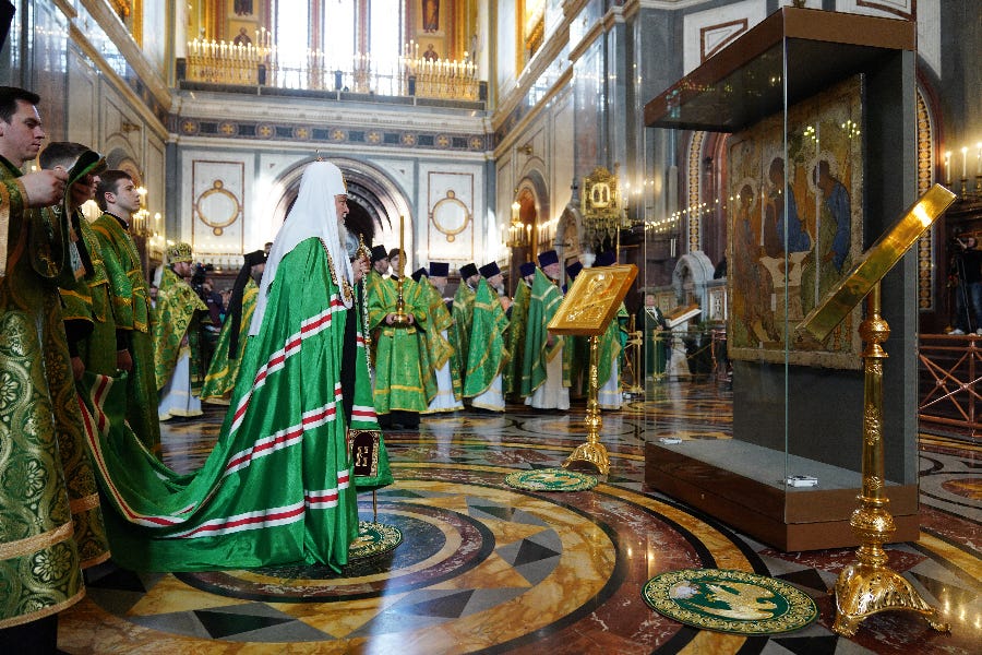 Trinity icon venerated in Moscow cathedral as war rages