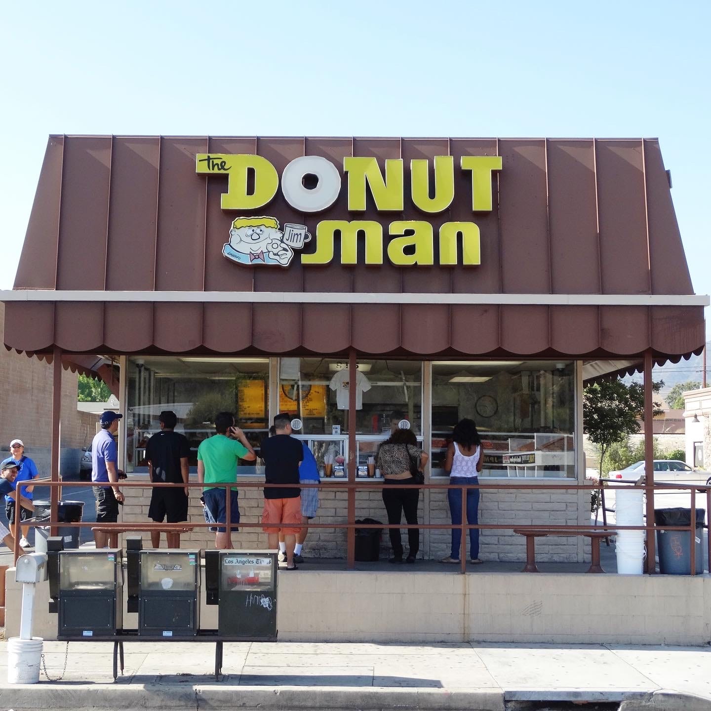 It's National Donut Day: Here are 2 dozen classic shops where the ...