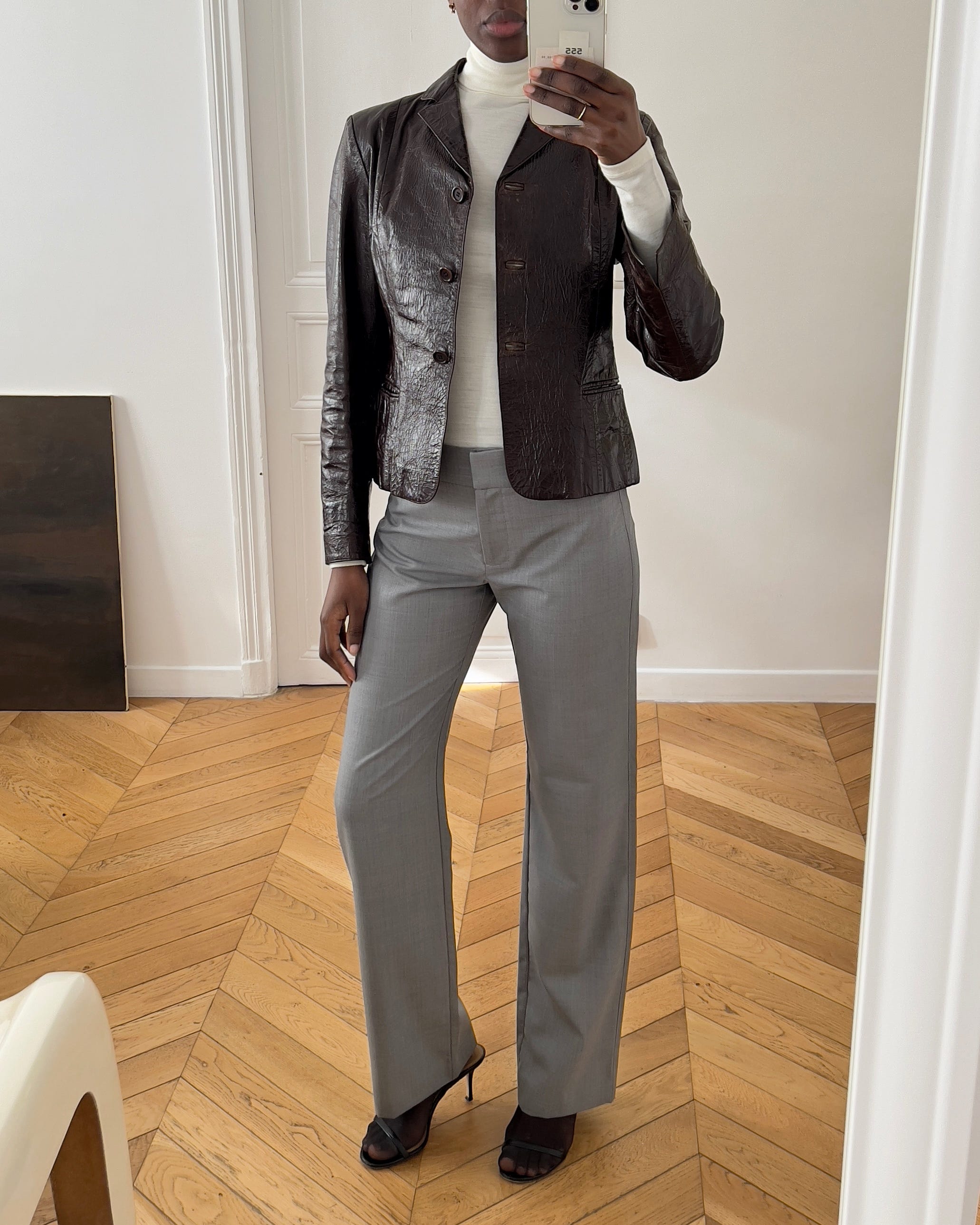 HTW: The White Turtleneck - by Sylvie Mus