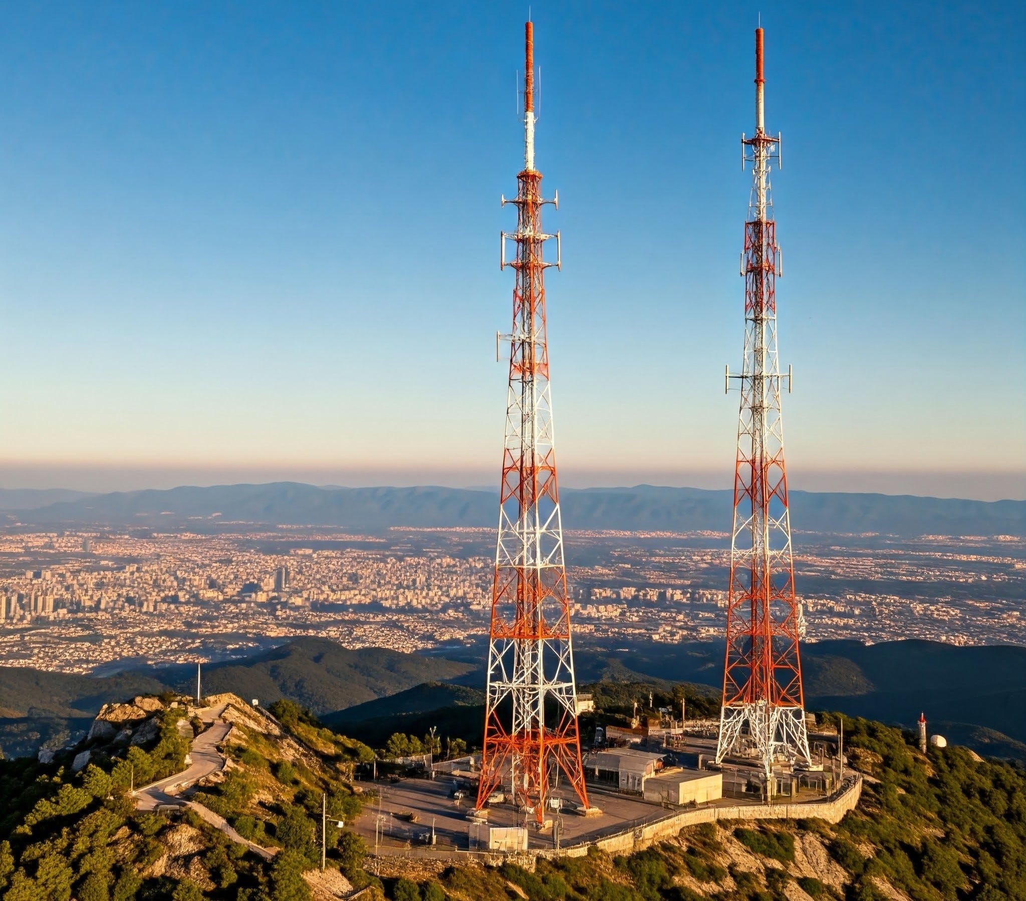 AM/FM/TV DXing: FCC station totals continue to drop