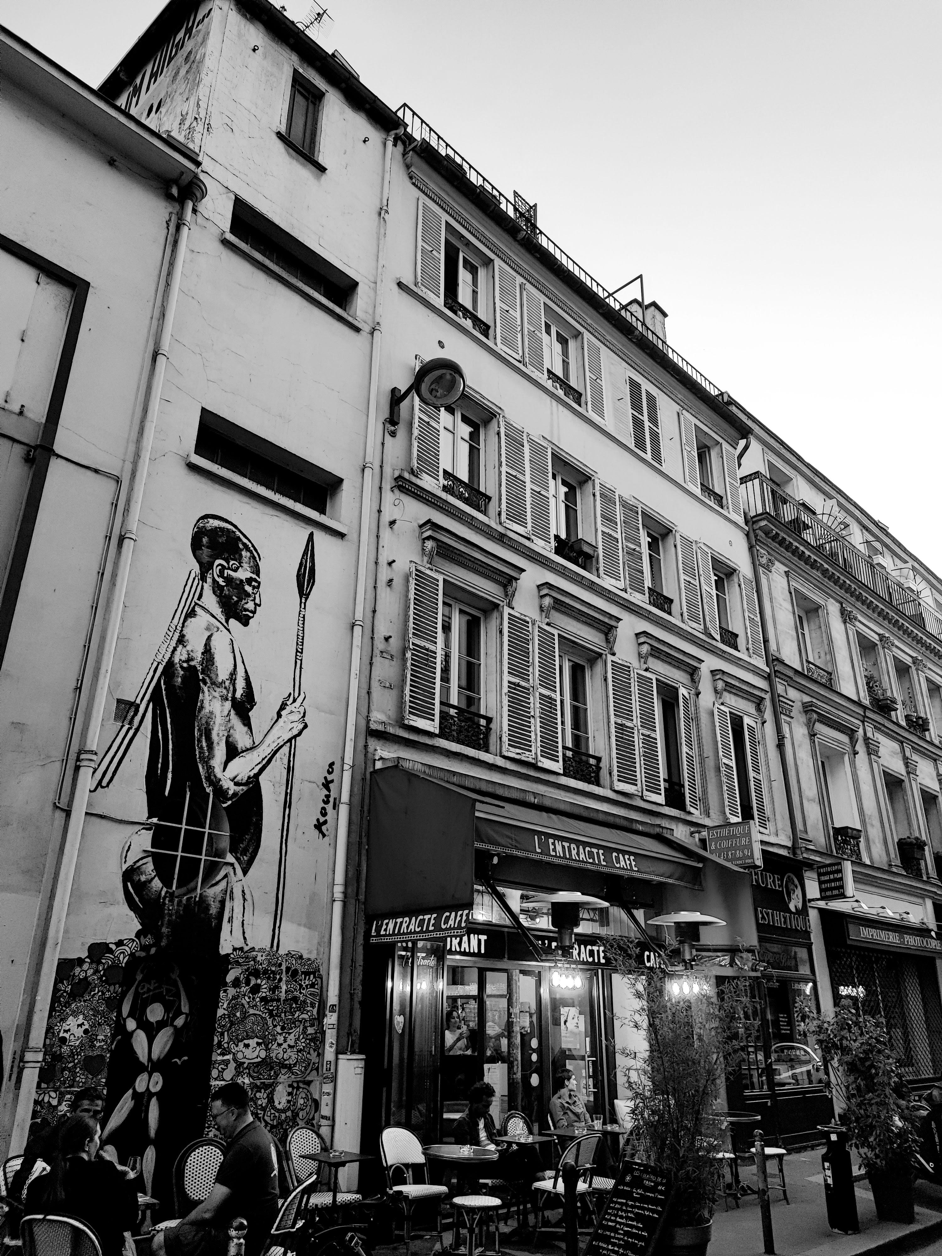 The Bubblehead Bonus - by Tom Hewson