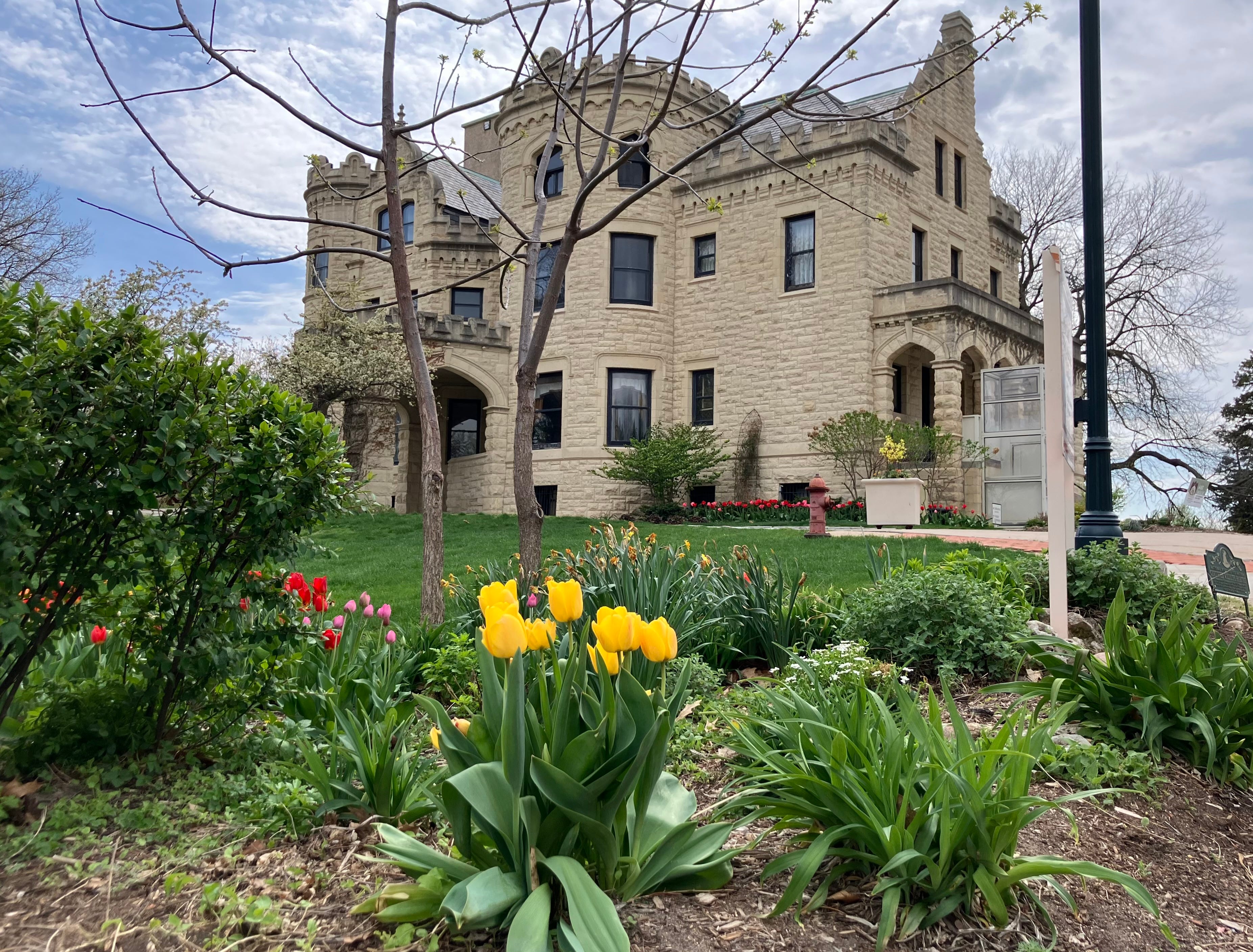 Joslyn Castle's Meg Welch on The Art of...the Art Walk