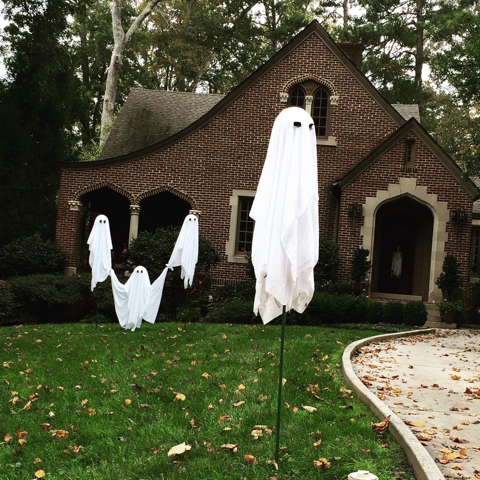 Happy Ghosts...Spooky Ghosts