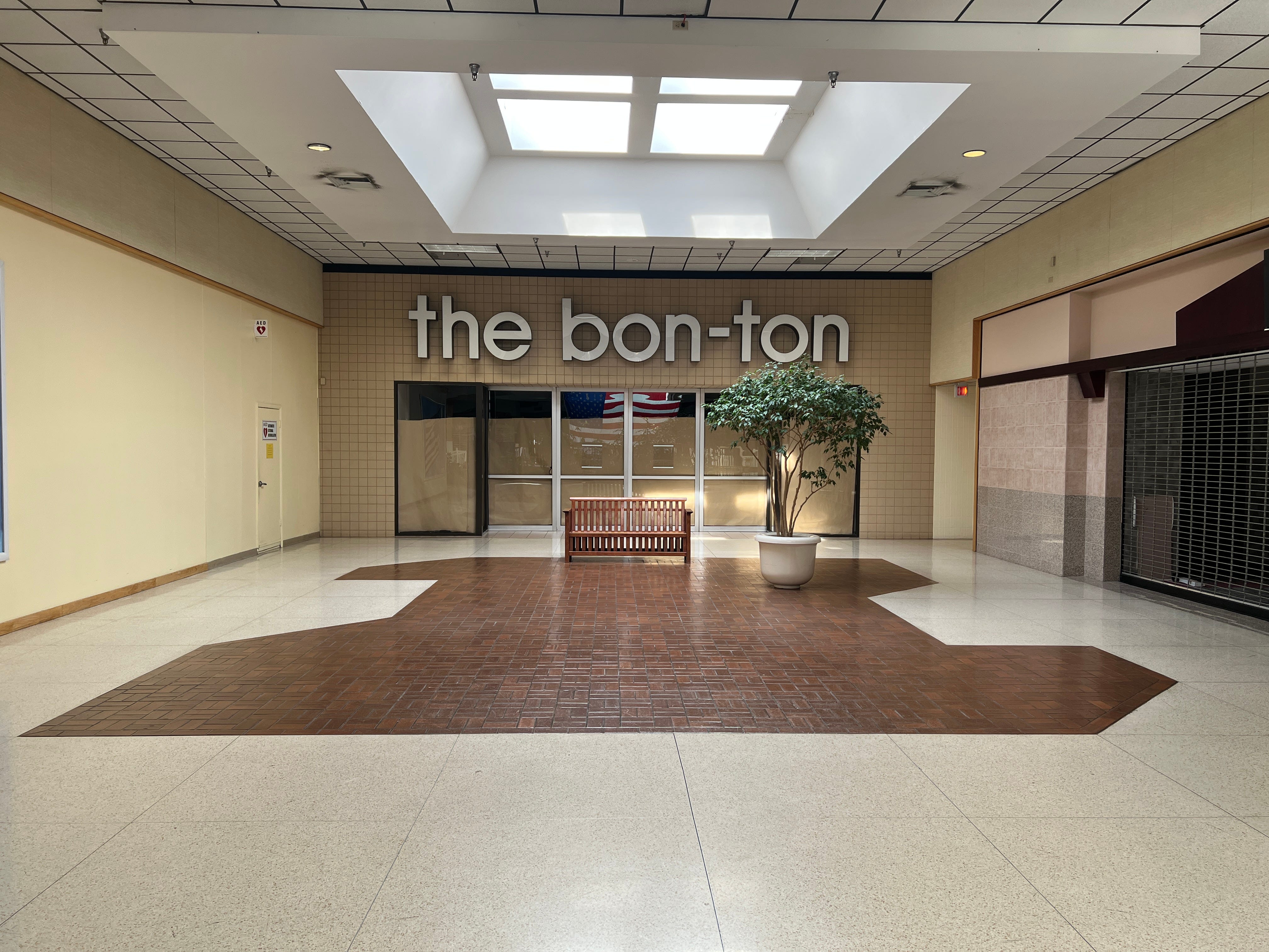 Deathbed farewell: Inside the Chambersburg Mall, a haunting visit to a ...