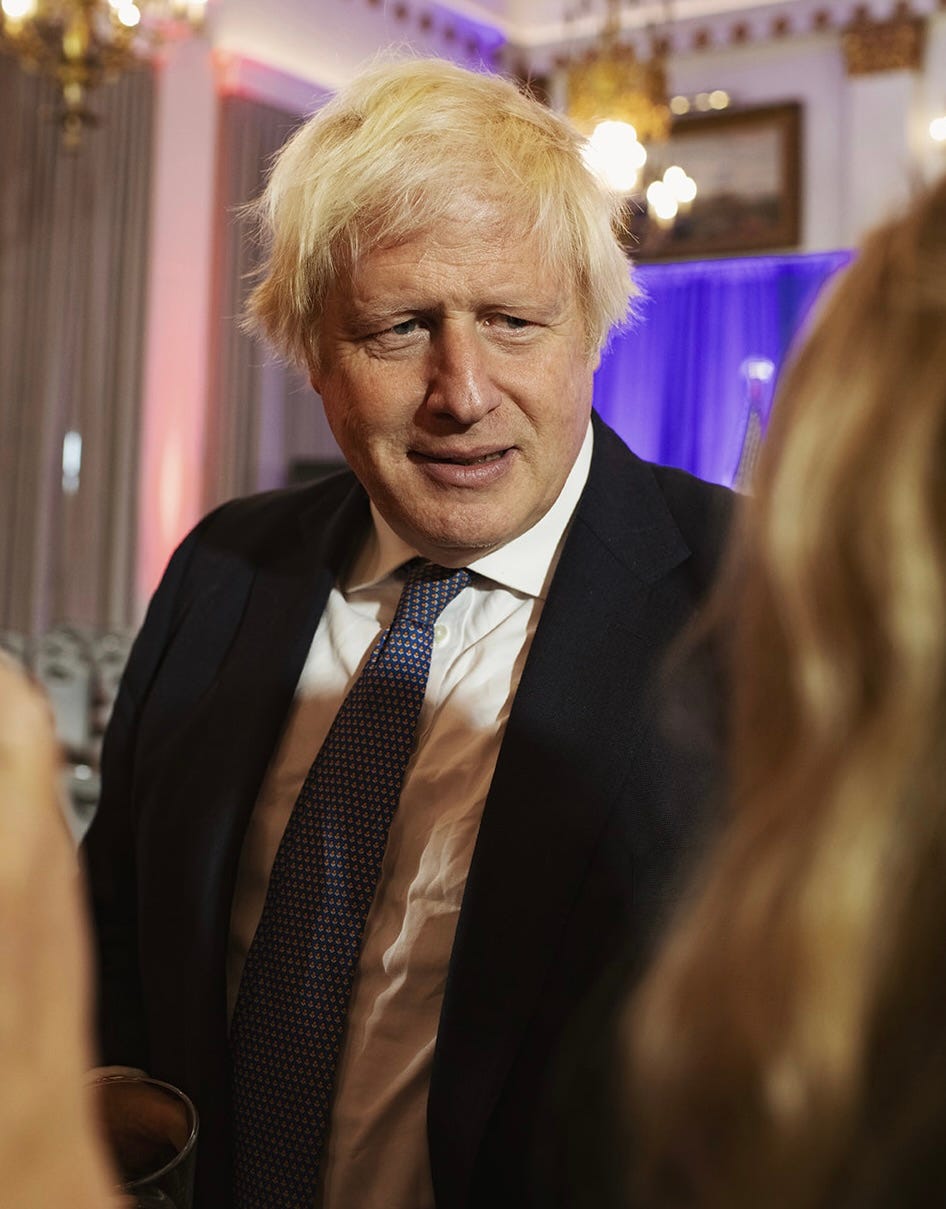 Greetings From Milwaukee: Boris Johnson's Spontaneous Cocktail Hour ...