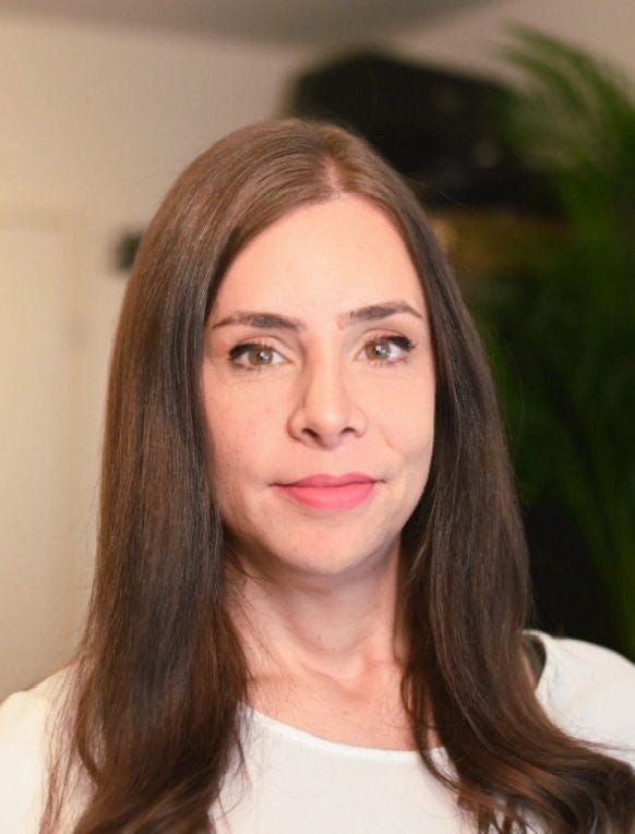 Leah Tharin | Substack