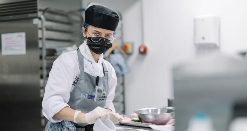 a guide on classical French cuts - by Gabriela Kulesza