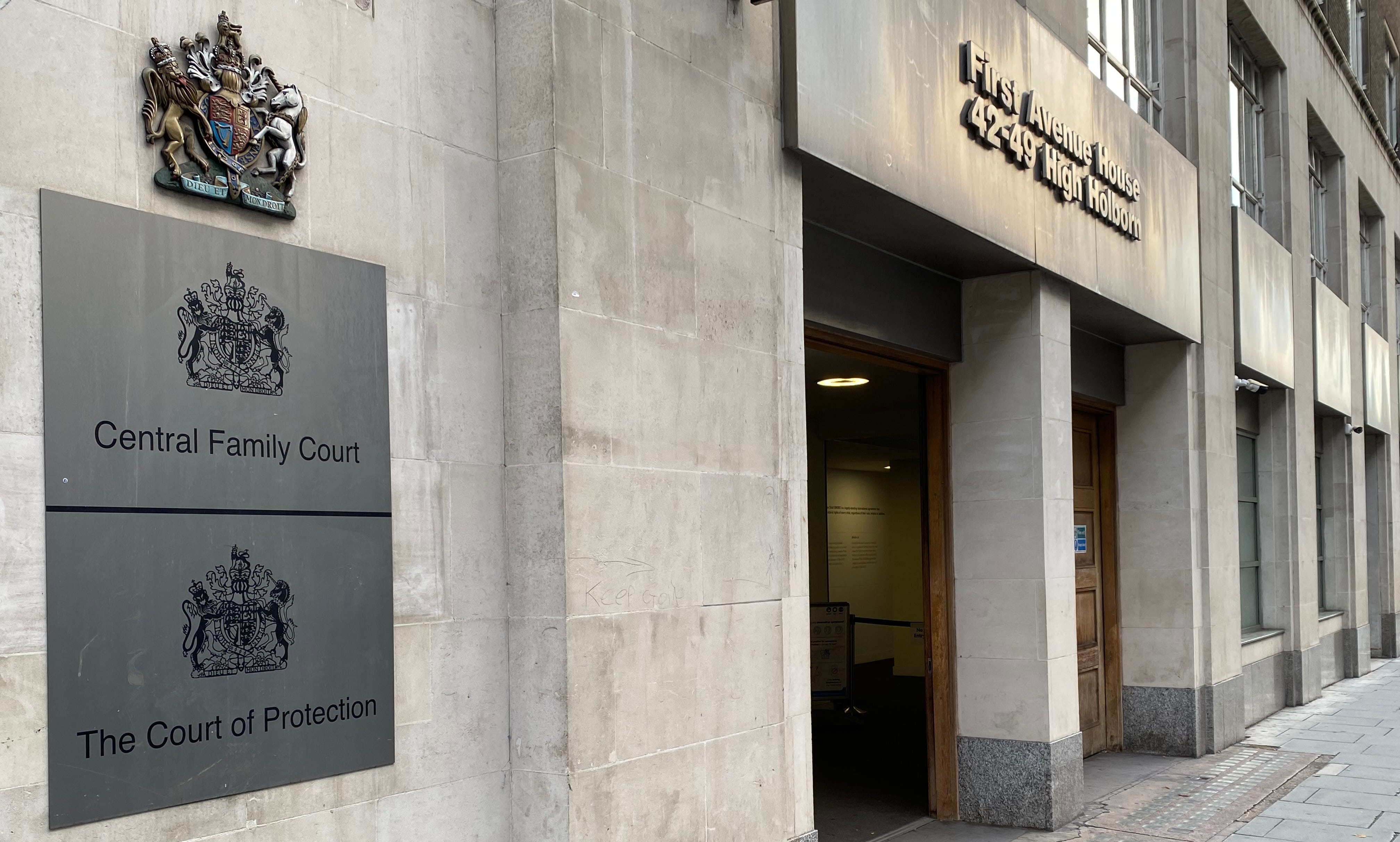 Judge praised for protecting autonomy - by Joshua Rozenberg