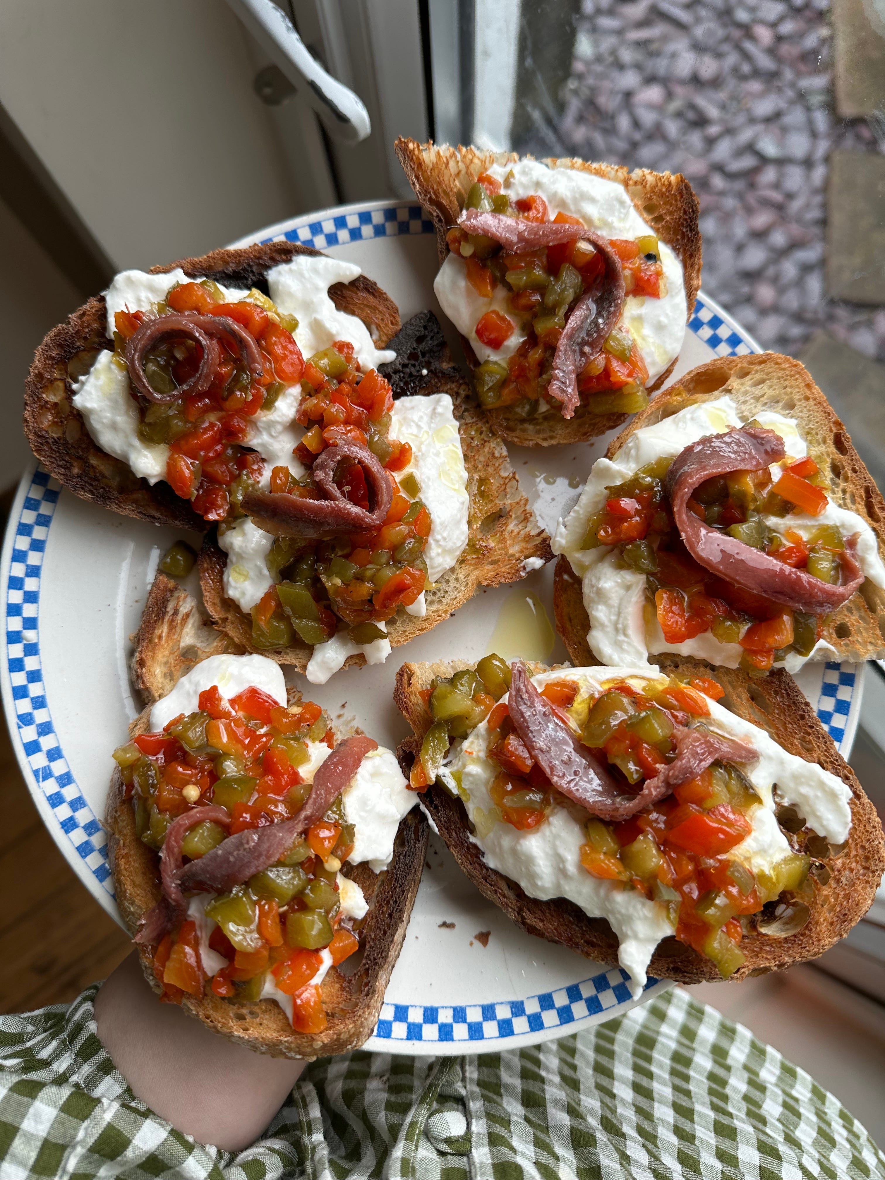 #24 - Fancy-ish Nibbles Edition - by Sophie Wyburd - Feeder