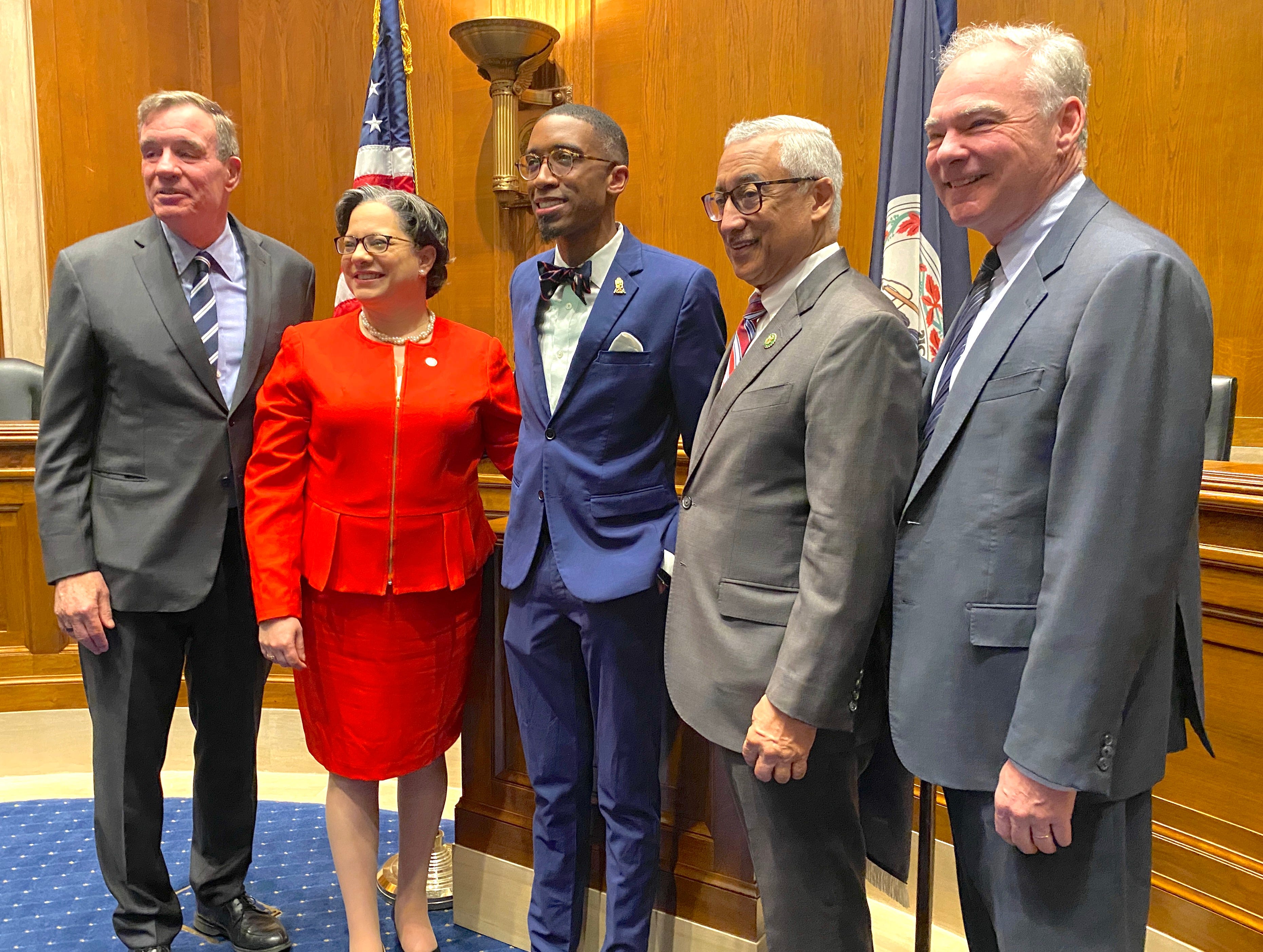 20 Photos: #BlackHistoryMonth ☕️ with @MarkWarner @TimKaine @BobbyScott ...