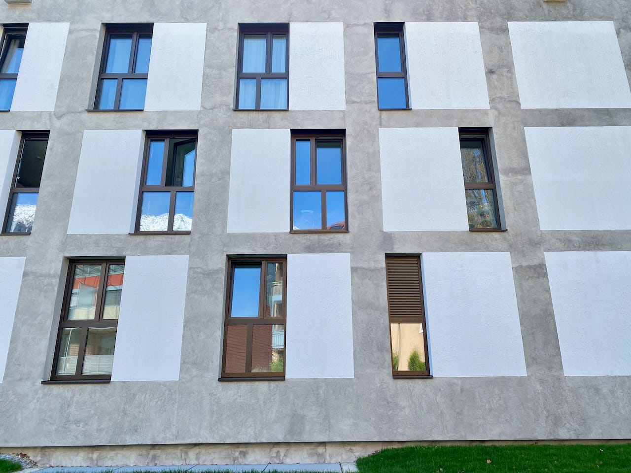 How to make buildings boxy but beautiful - by Lloyd Alter