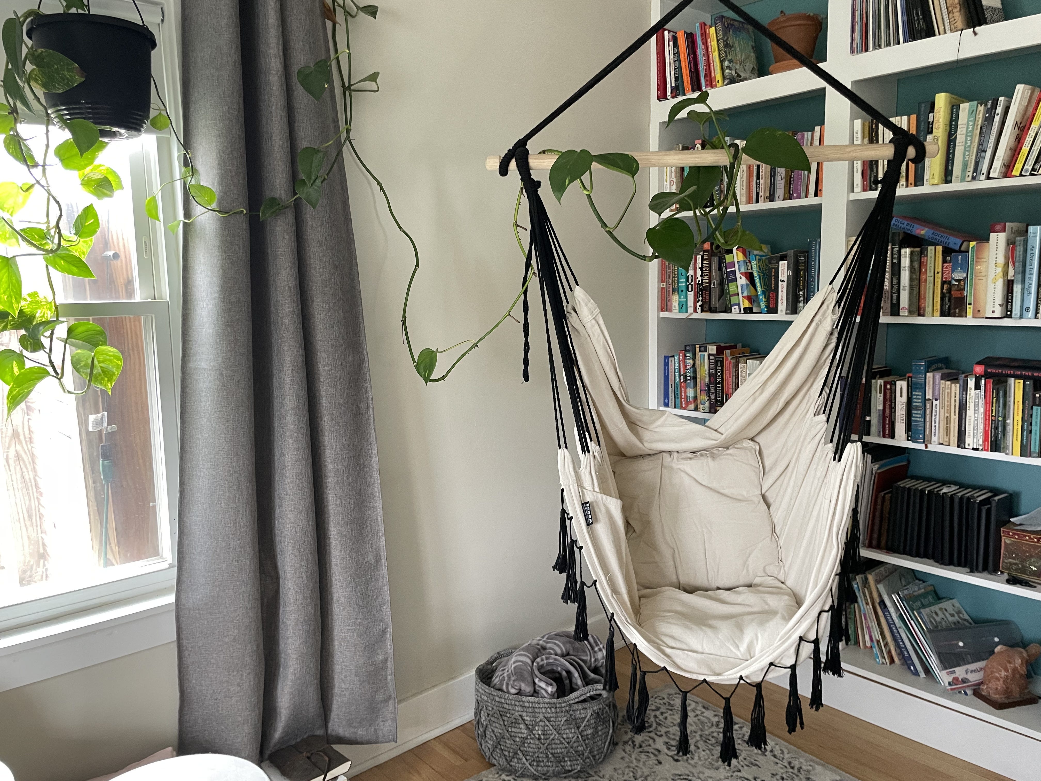 Rachel Dupont - by Lynnette Therese Sauer - Circling