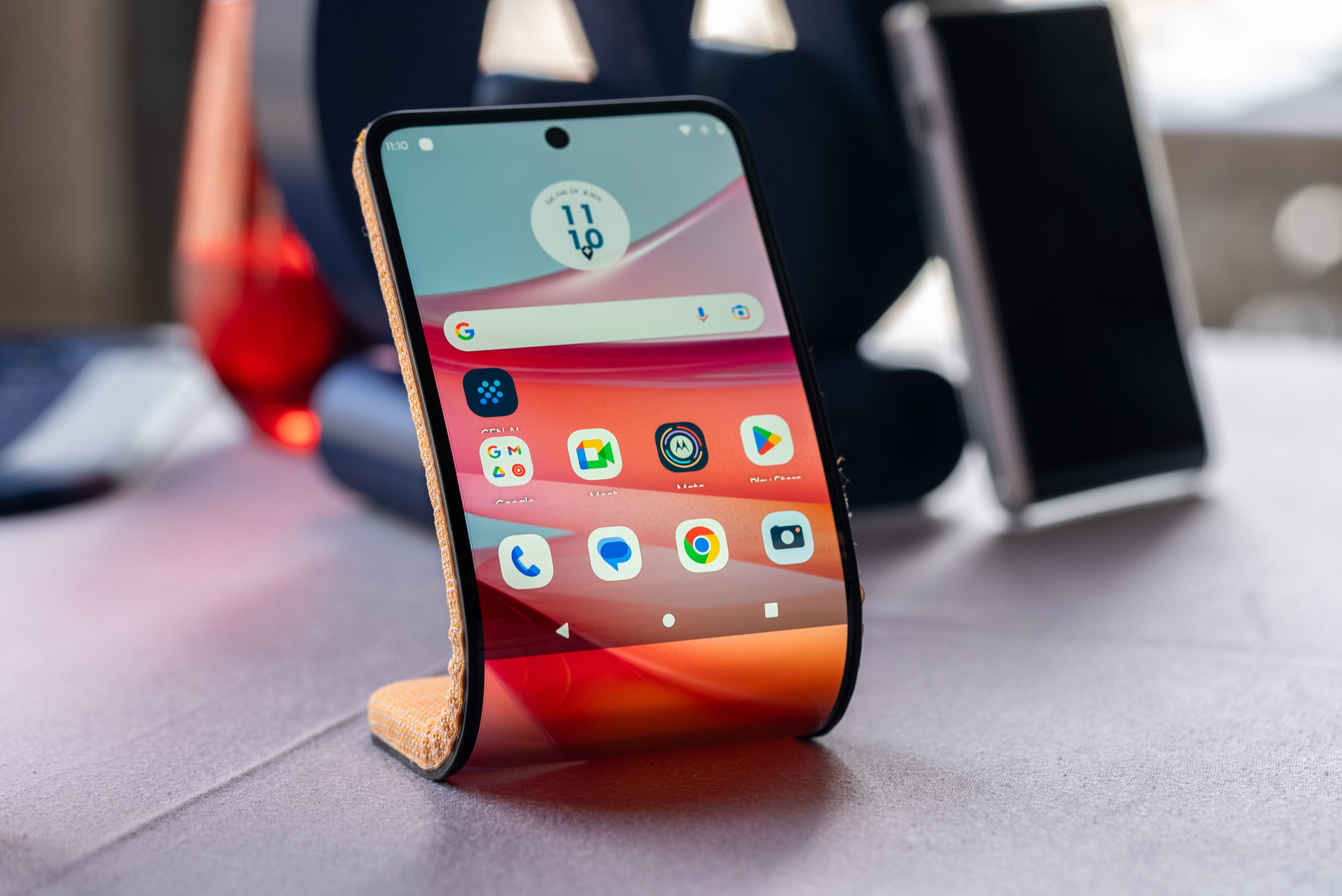 Motorola Adaptive Display bends the definition of a smartphone at MWC 2024
