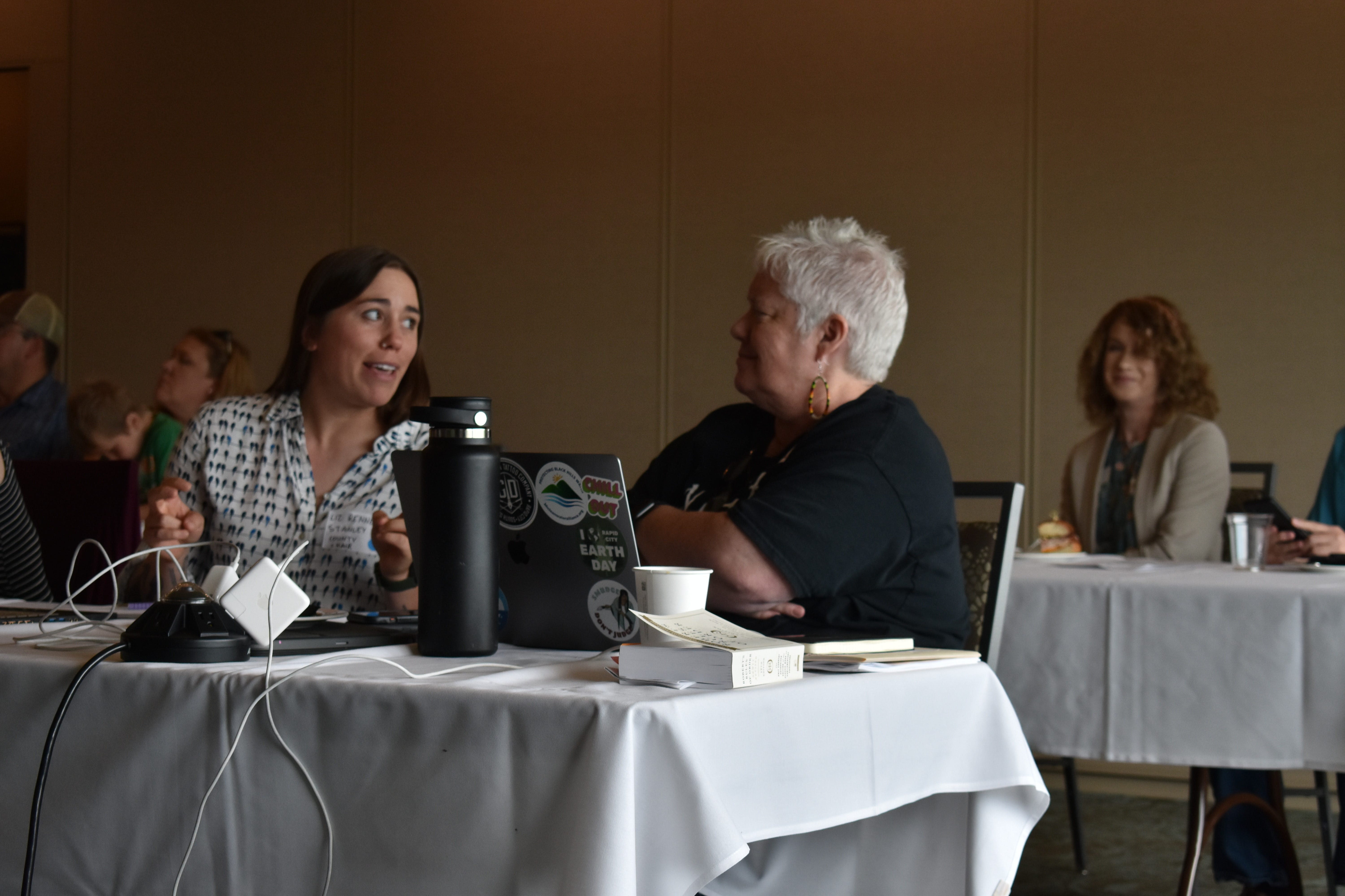 State Dems vote to sack Slaight-Hansen - by Austin Goss