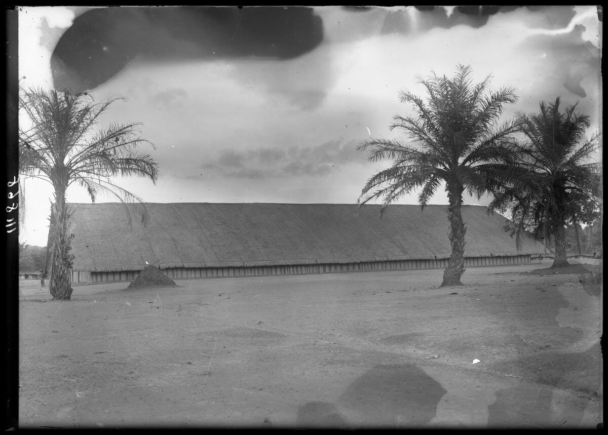 Kingdoms at the forest's edge: a history of Mangbetu (ca. 1750-1895)