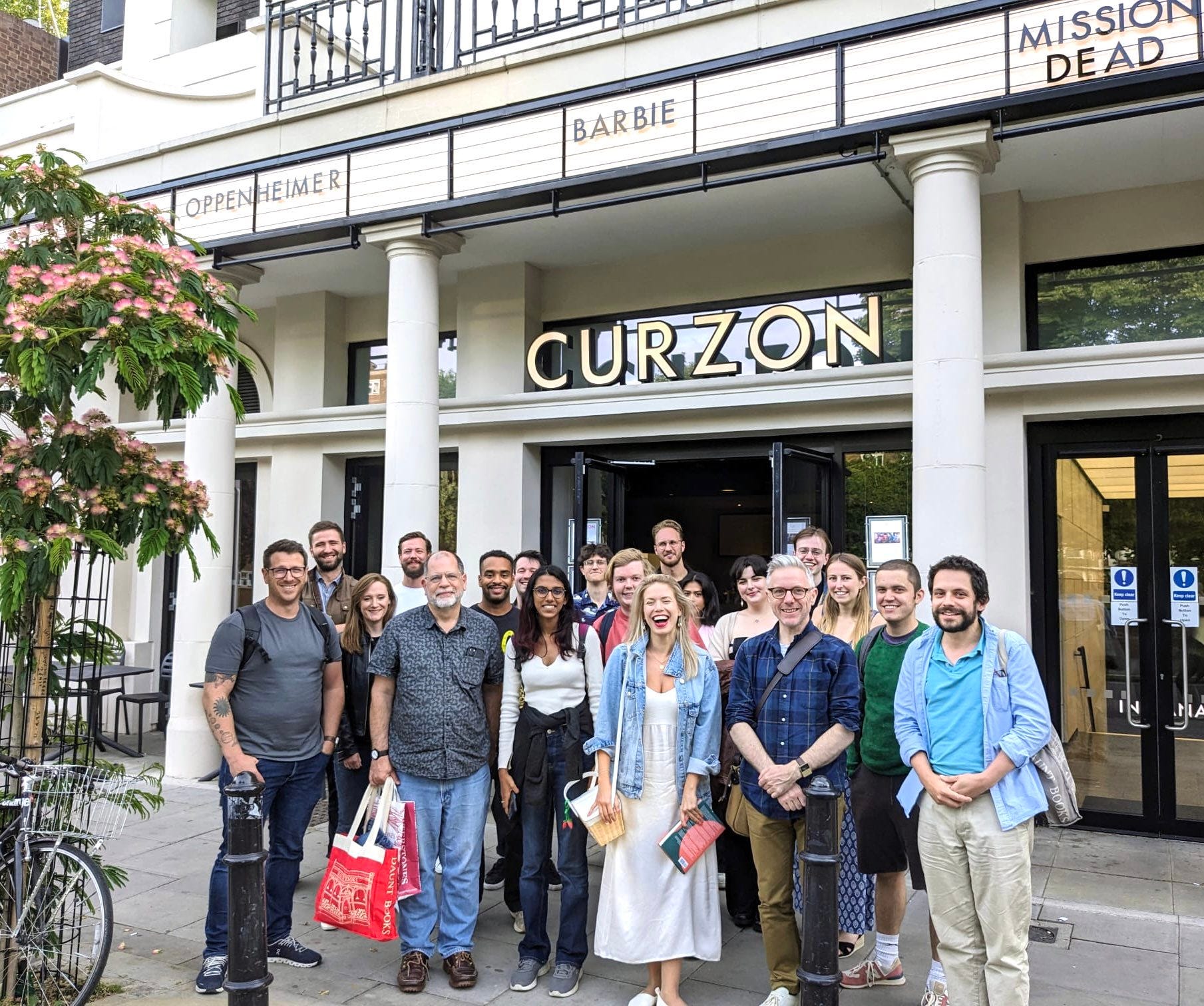 Anna Gát: What to Read This Weekend #23