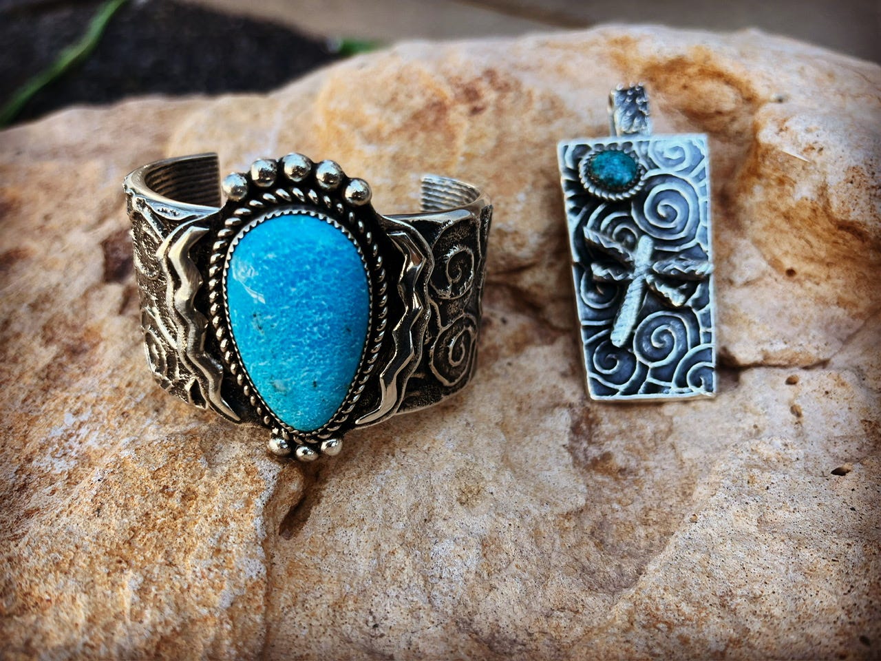 Unveiling Elegance: The Masterful Craftsmanship of Navajo Tufa-Cast ...