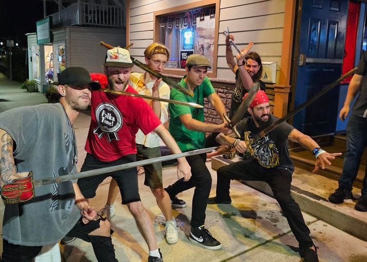 Three Cheers for Scottish Dave's - by The Dreadnoughts