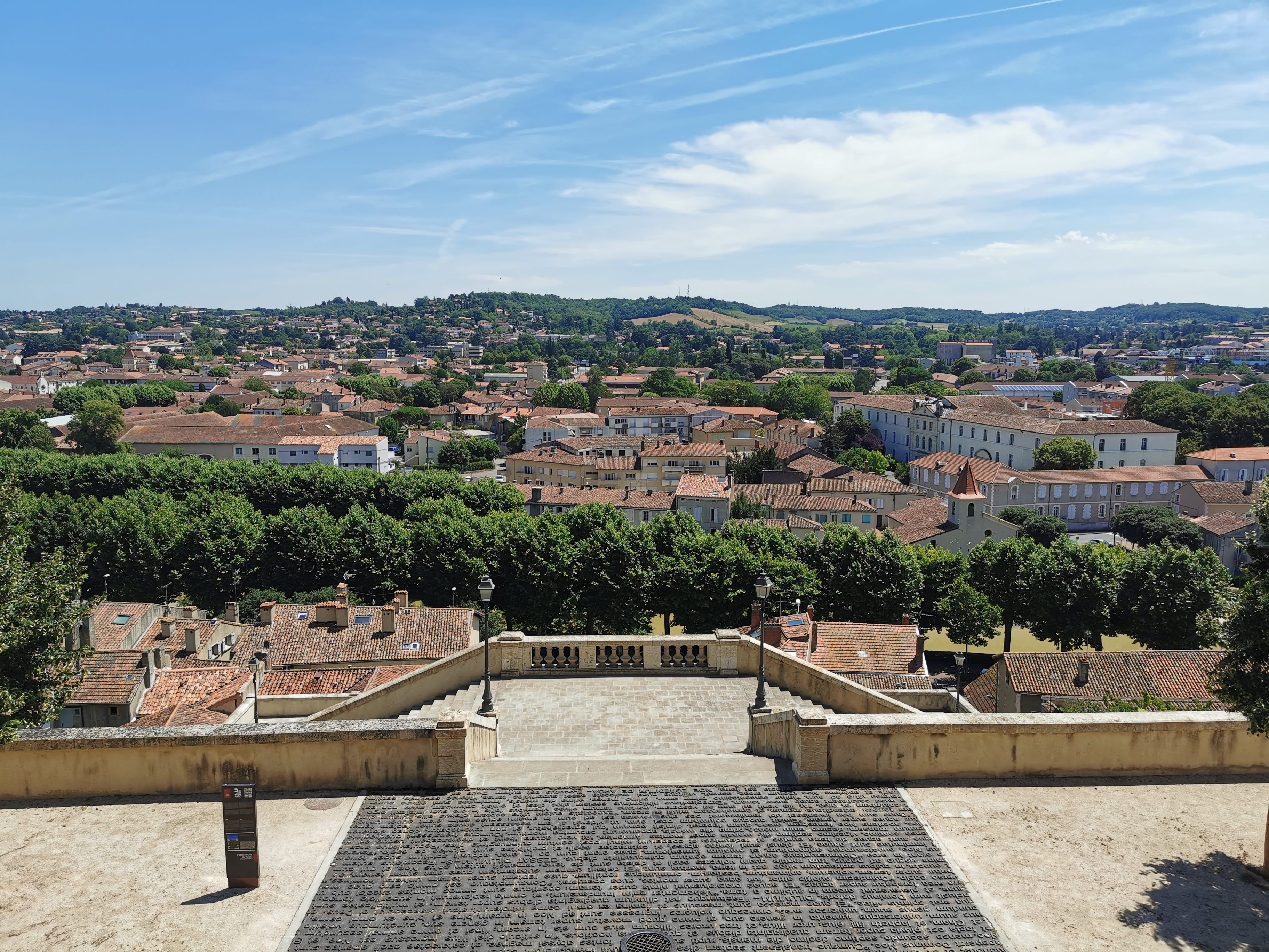 Dreaming Of France: Auch - by Chris O'Brien